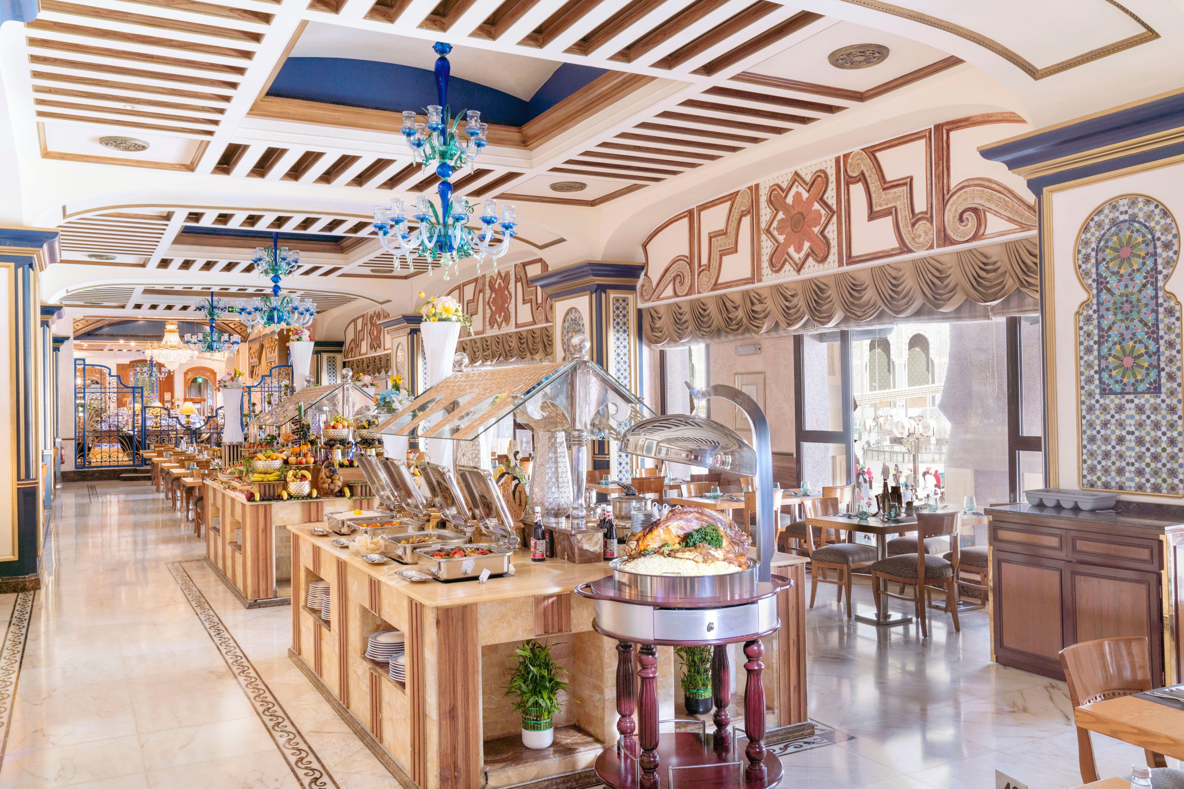 Culinary Delights Near Masjid Al Haram | Dining at InterContinental Dar ...