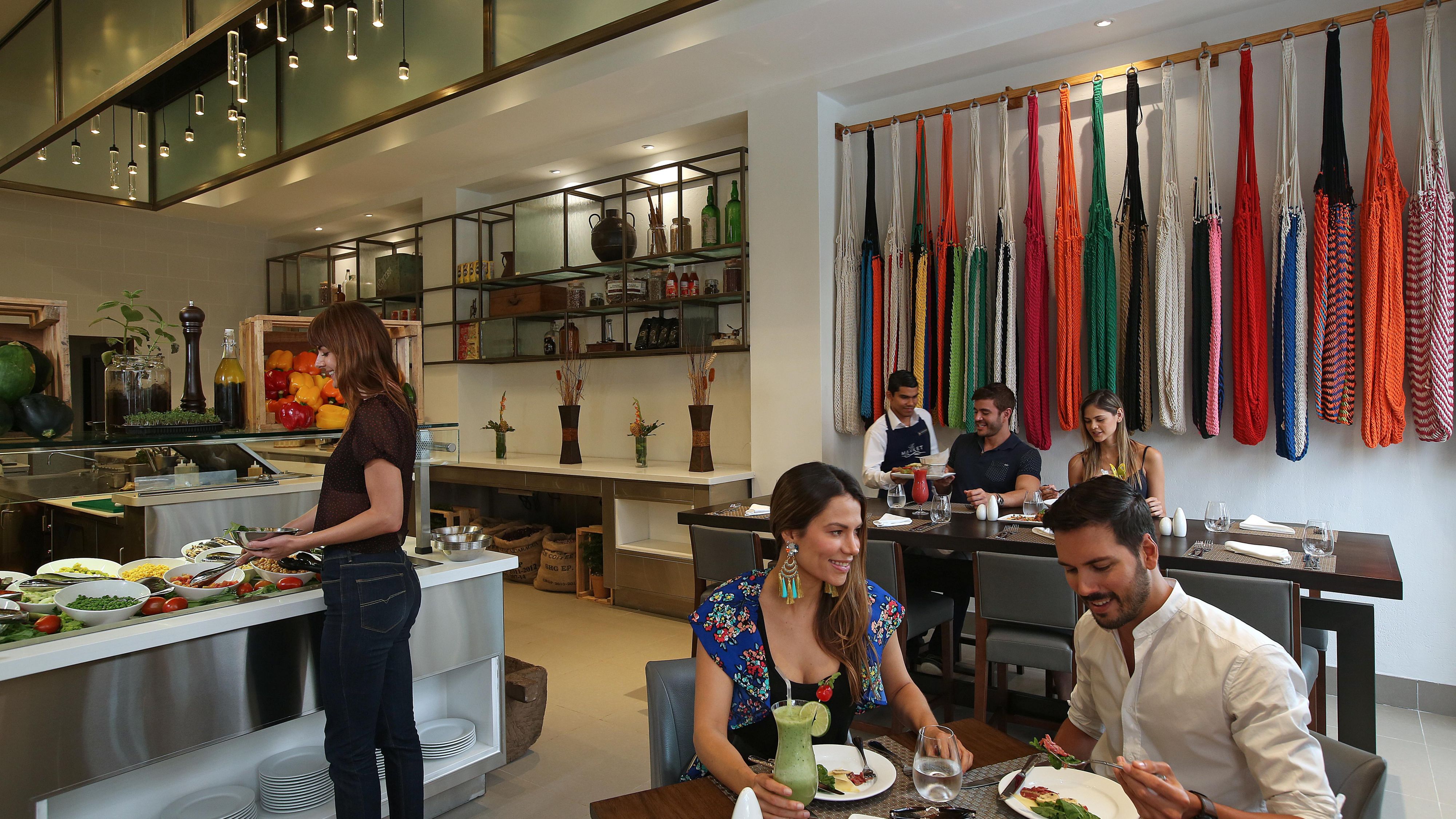 Dining Options in Managua | InterContinental Managua at Metrocentro Mall