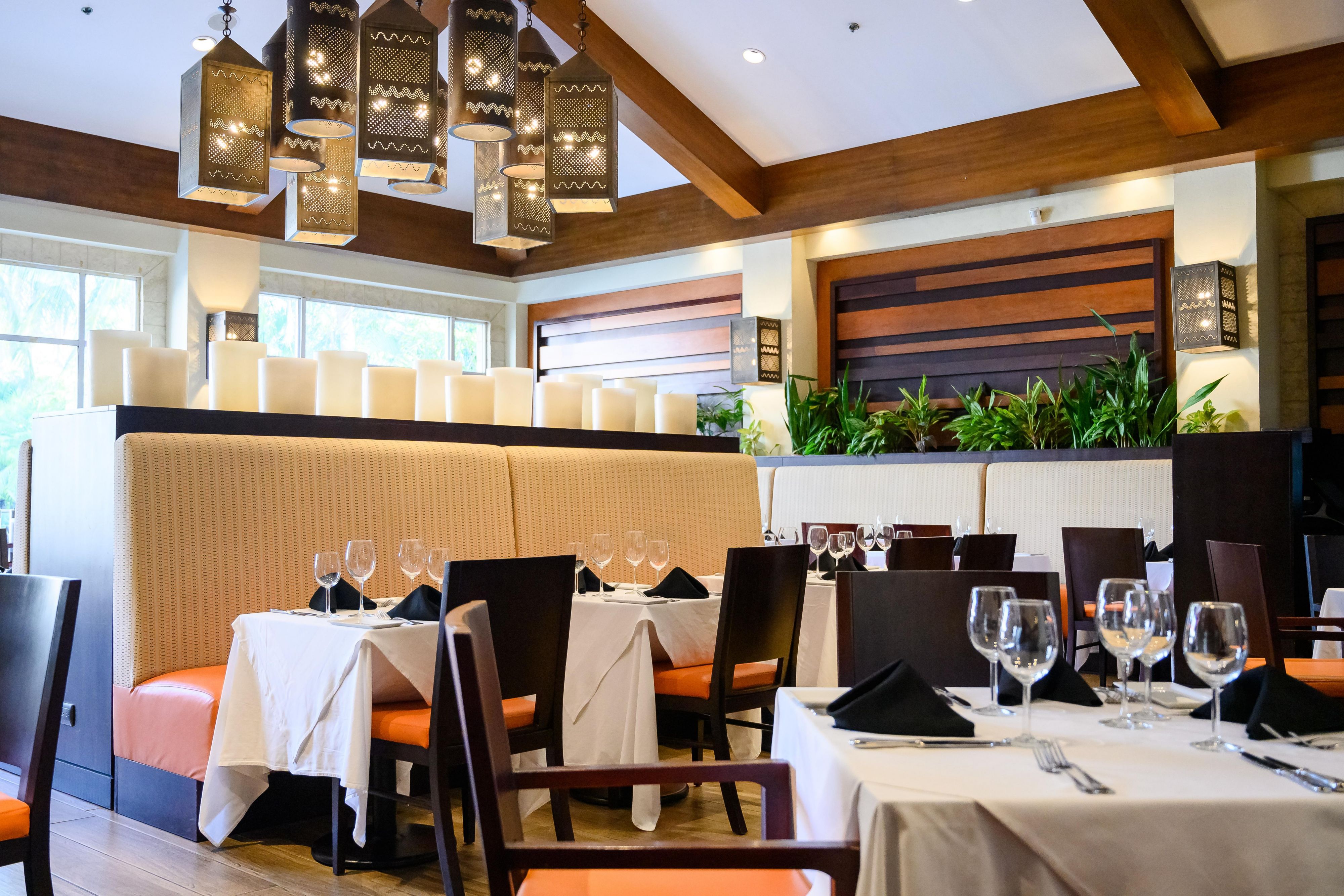 Dining Options in Managua | InterContinental Managua at Metrocentro Mall