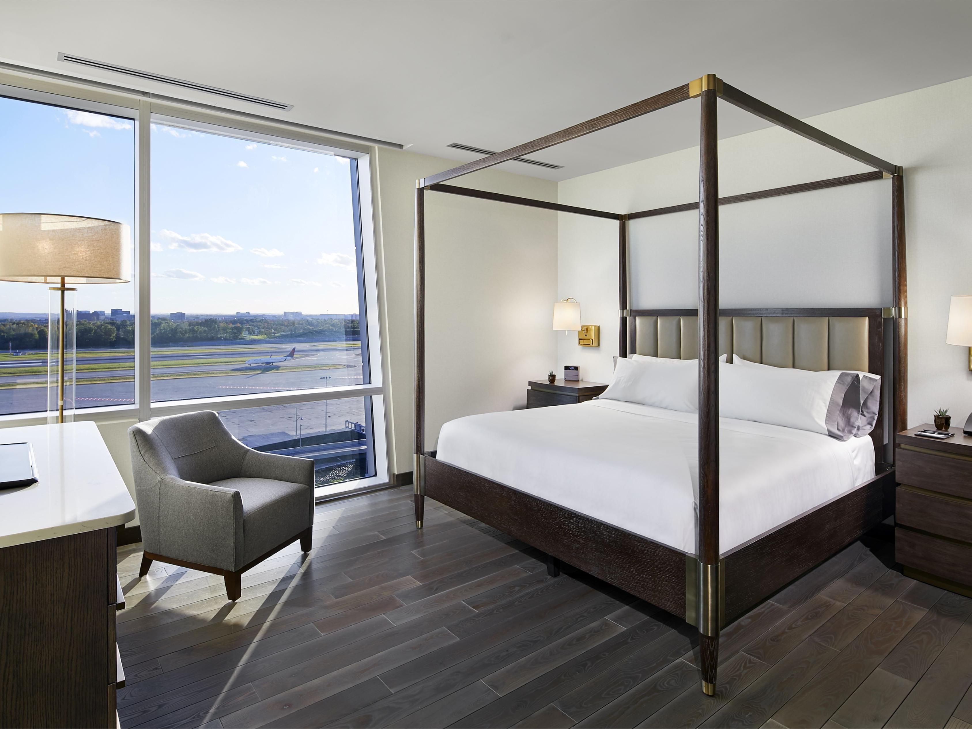 "Park and Fly Luxury Hotels Minneapolis | InterContinental Minneapolis ...