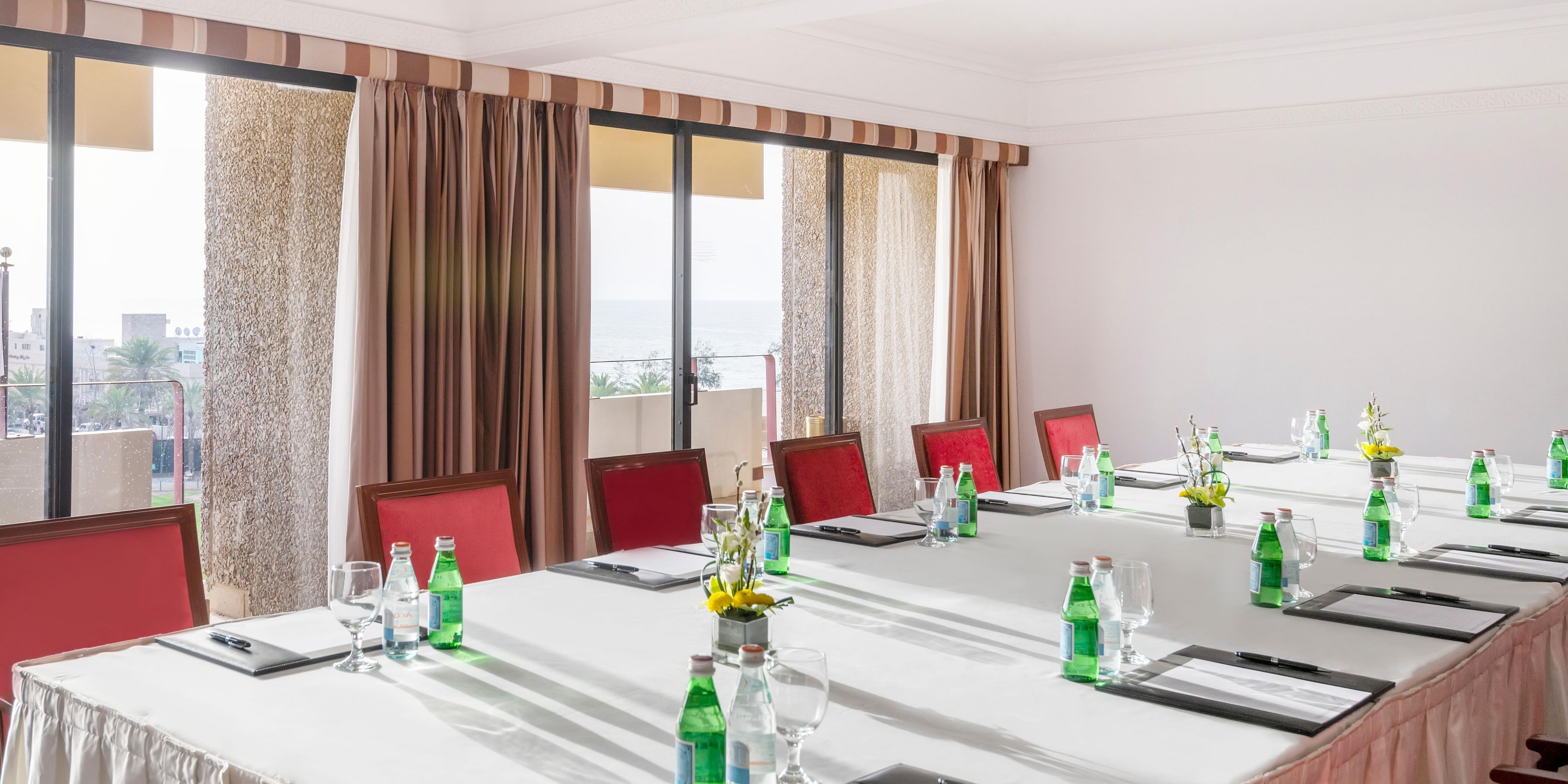 5 Star Palm Fringed City Resort - InterContinental Muscat