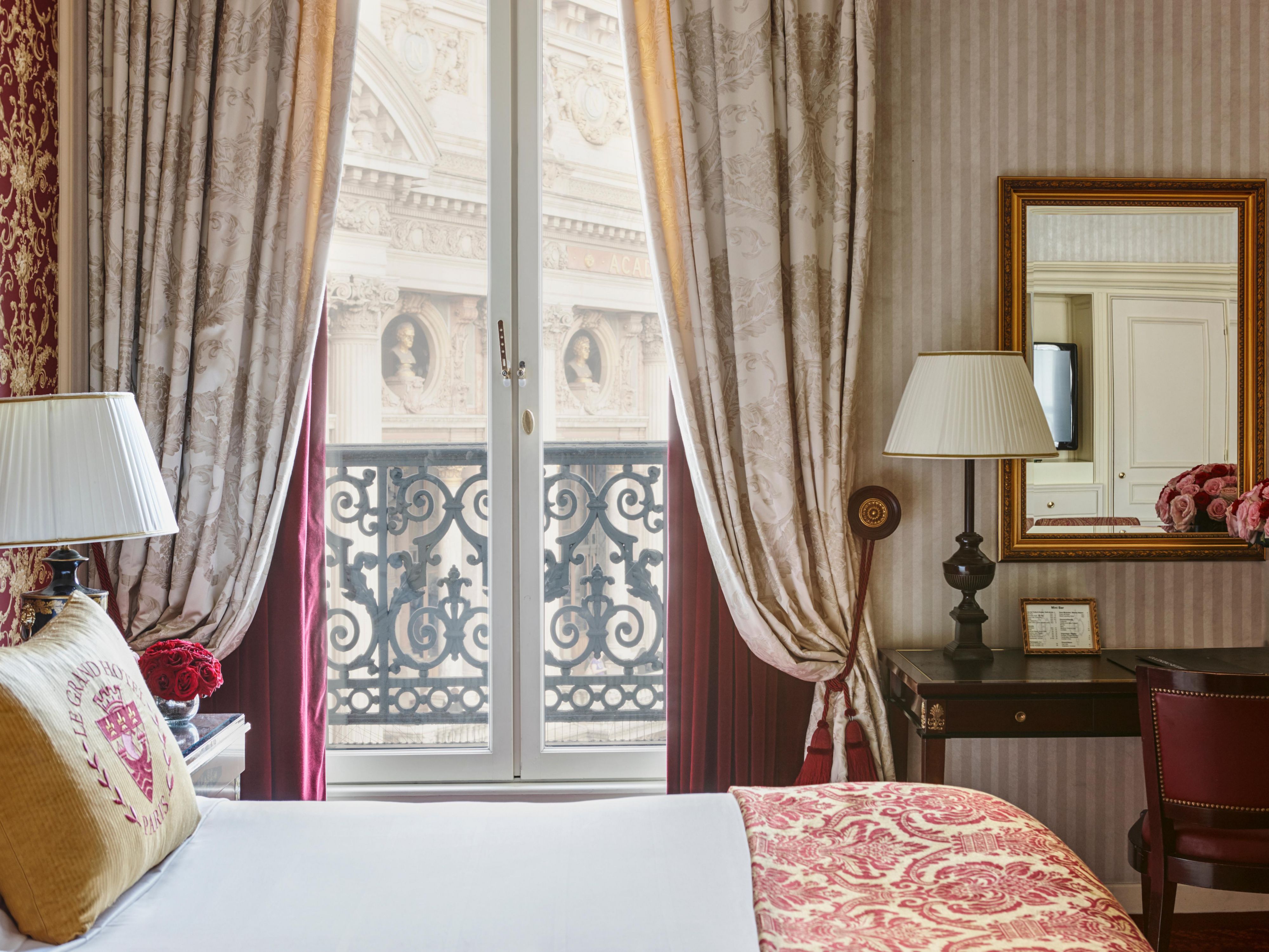 Most Romantic Hotels & Honeymoon Destinations | IHG Hotels & Resorts