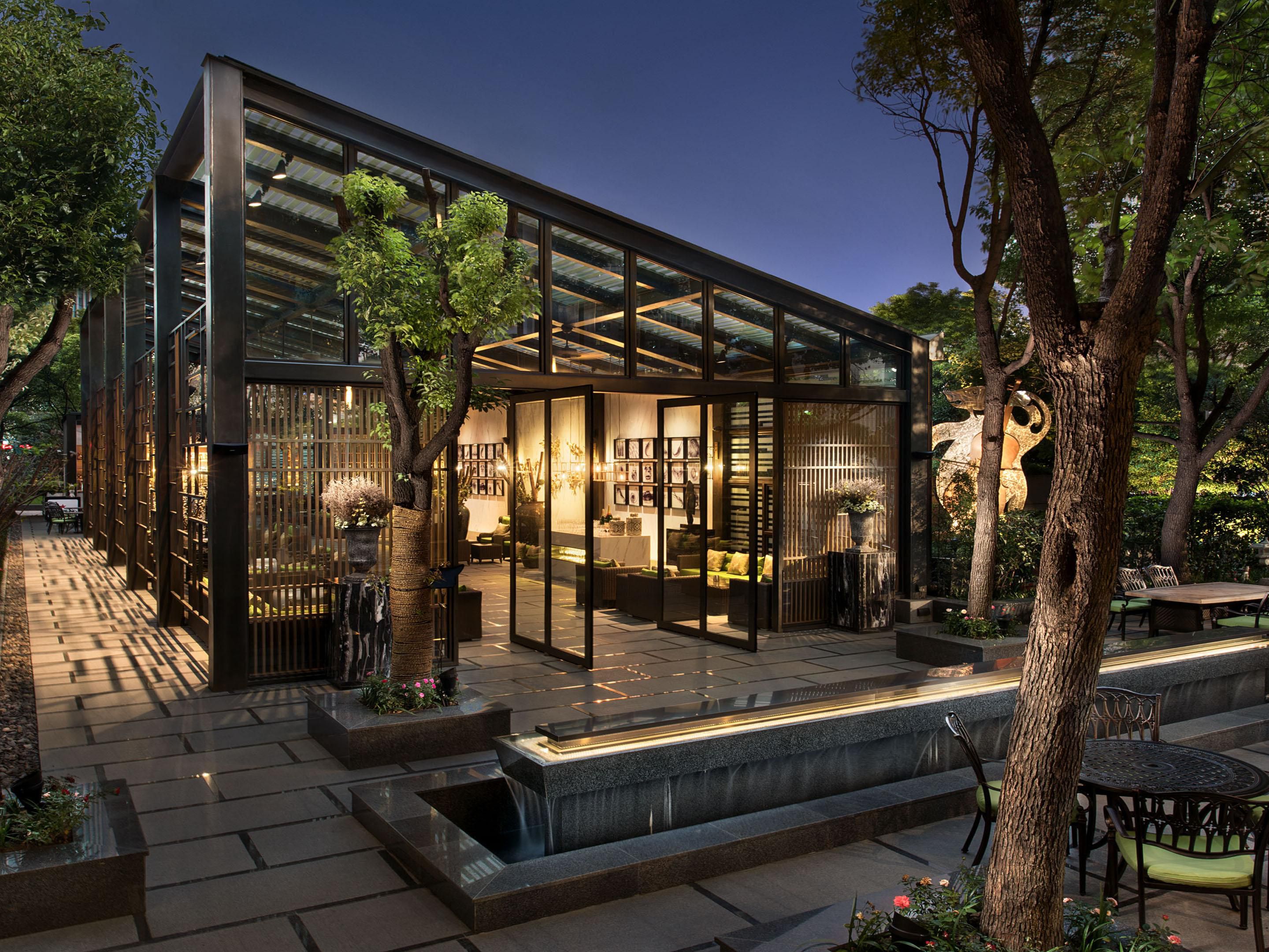 Luxury Hotels in Downtown Shanghai | InterContinental Shanghai Jing'An