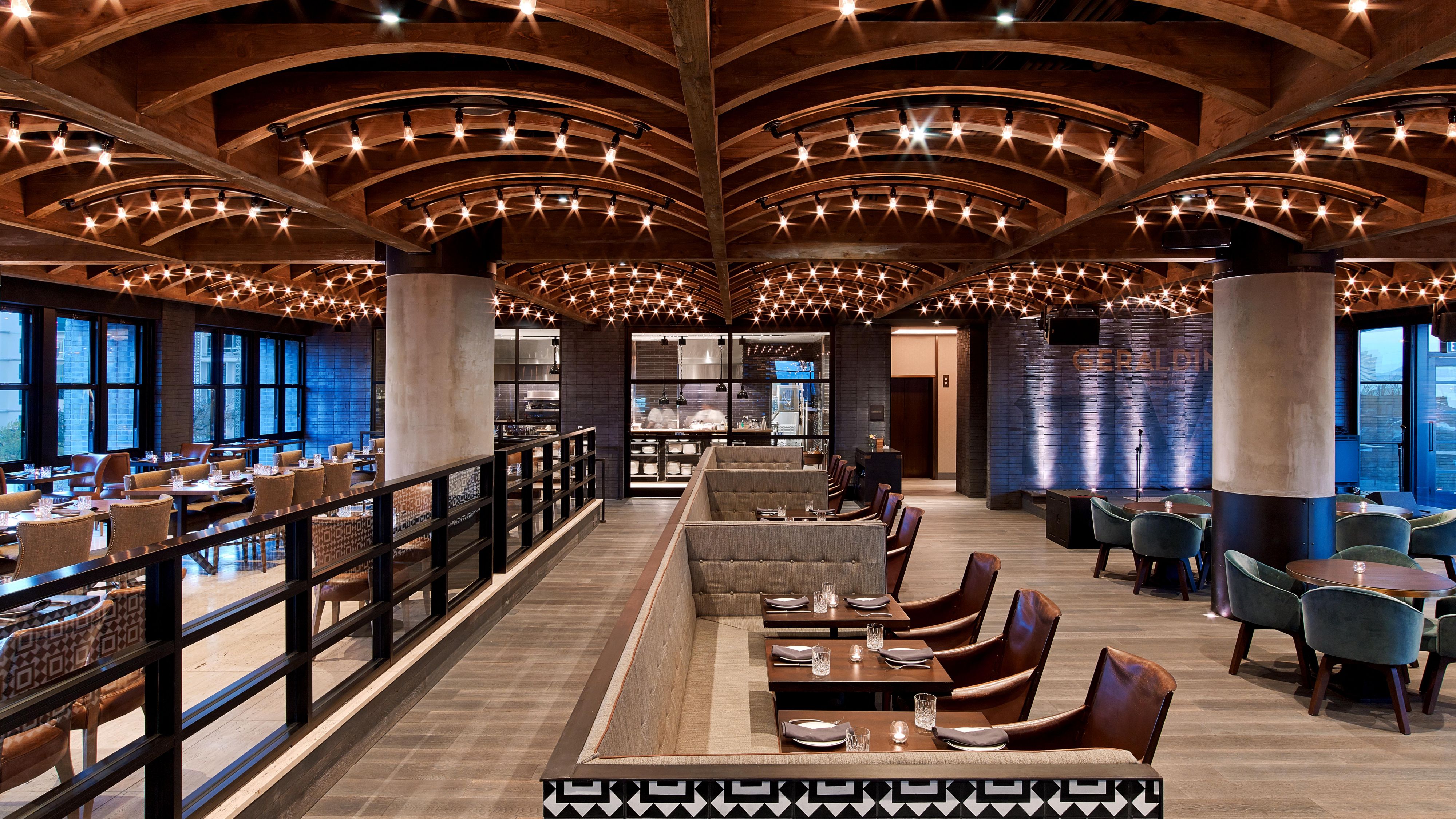 ตัวเลือกการรับประทานอาหารของโรงแรม Hotel Theta