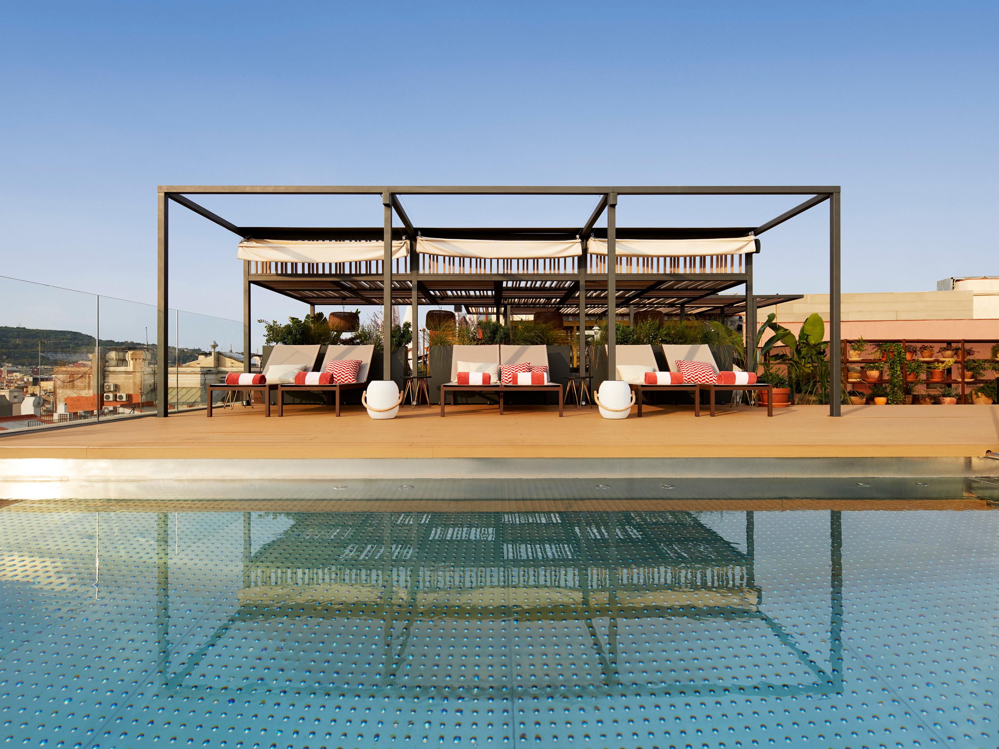 Luxury + Wellness Amenities | Barcelona Vividora Hotel