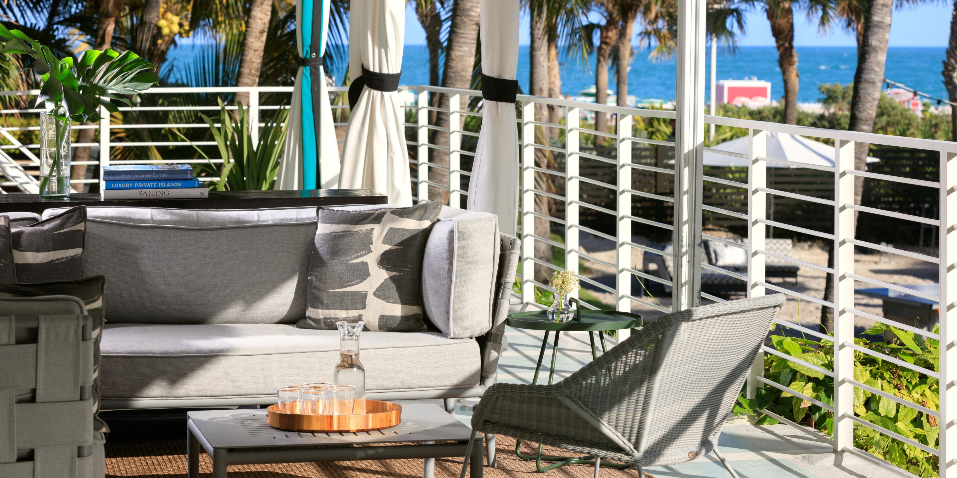 Kimpton Surfcomber Hotel in South Beach Miami | Kimpton Hotel
