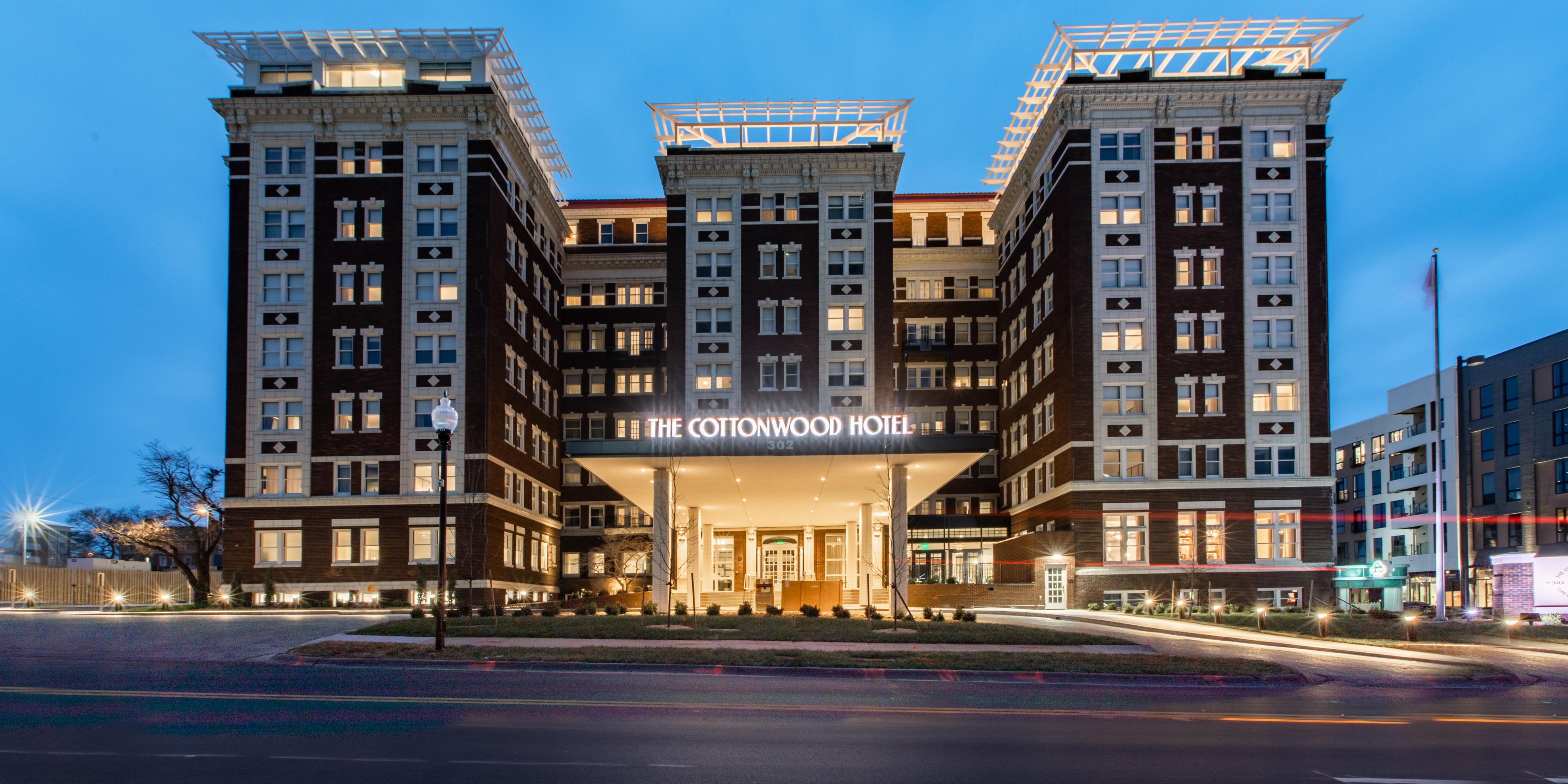 Kimpton Cottonwood Hotel in Omaha's Blackstone District | Kimpton Hotel