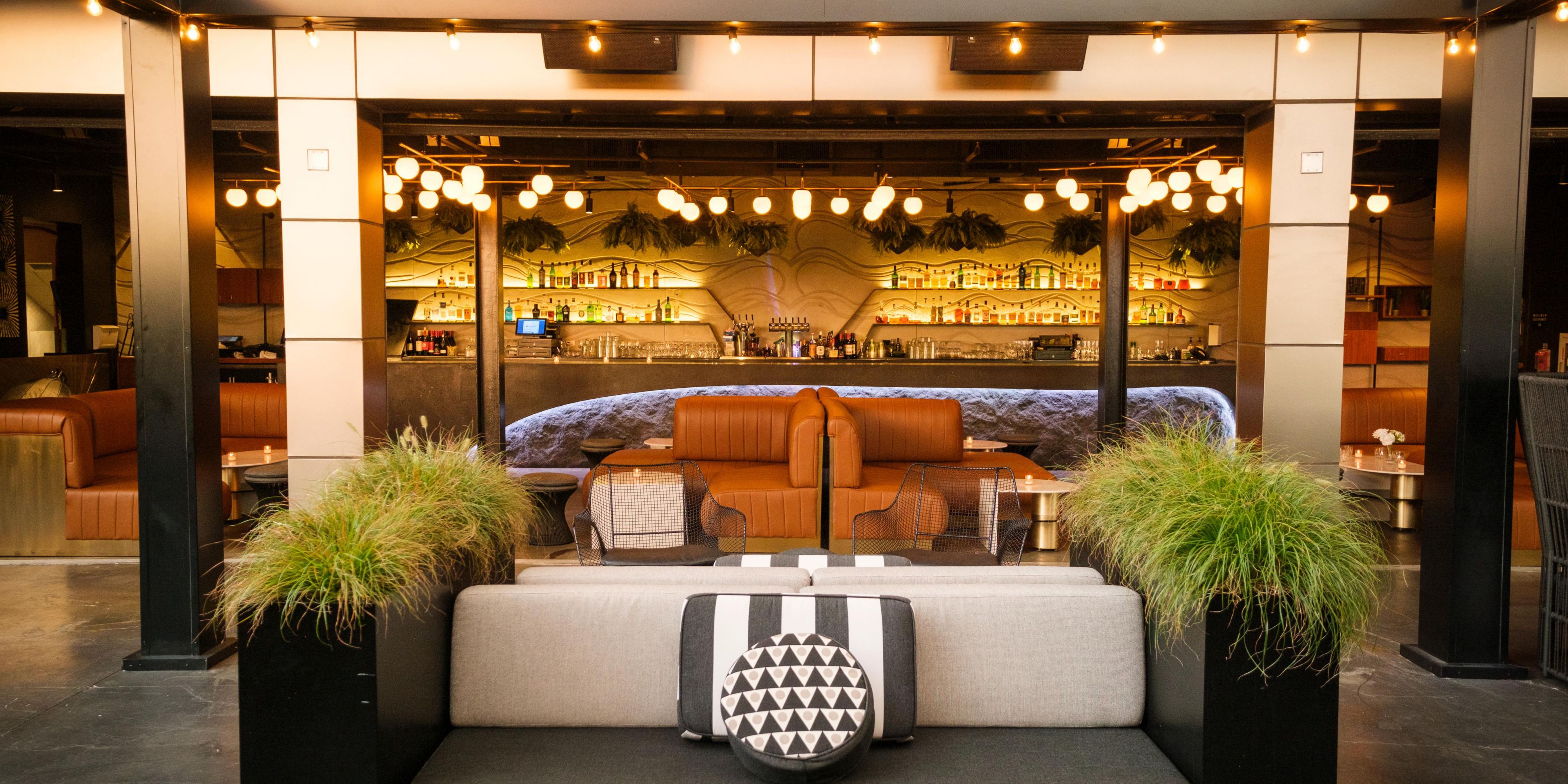 Stratus Lounge at Kimpton Hotel Monaco Philadelphia