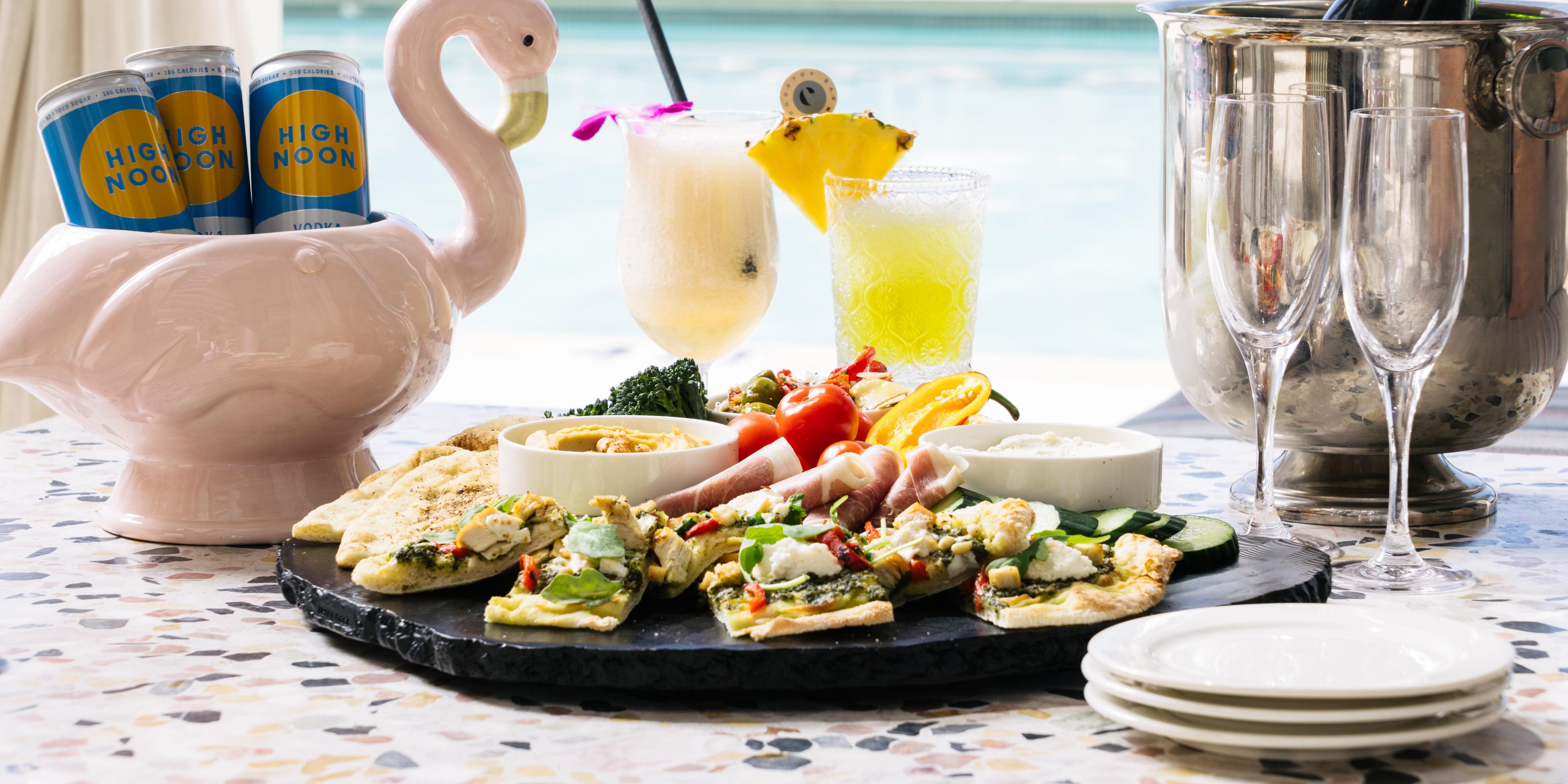 Blue Hound Kitchen & Cocktails | Kimpton Restaurants