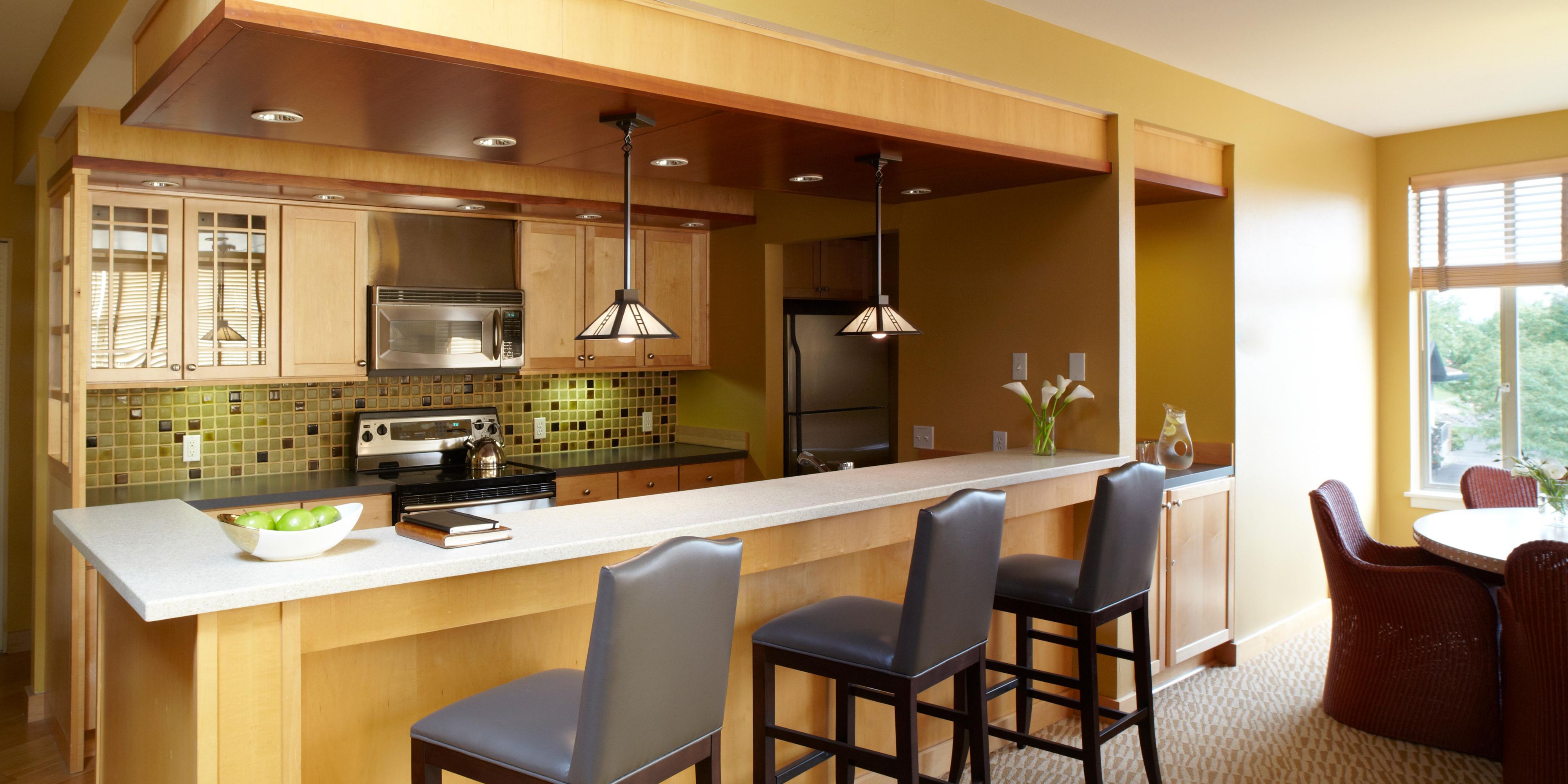 Kimpton RiverPlace Hotel on Portland Waterfront | Kimpton Hotel