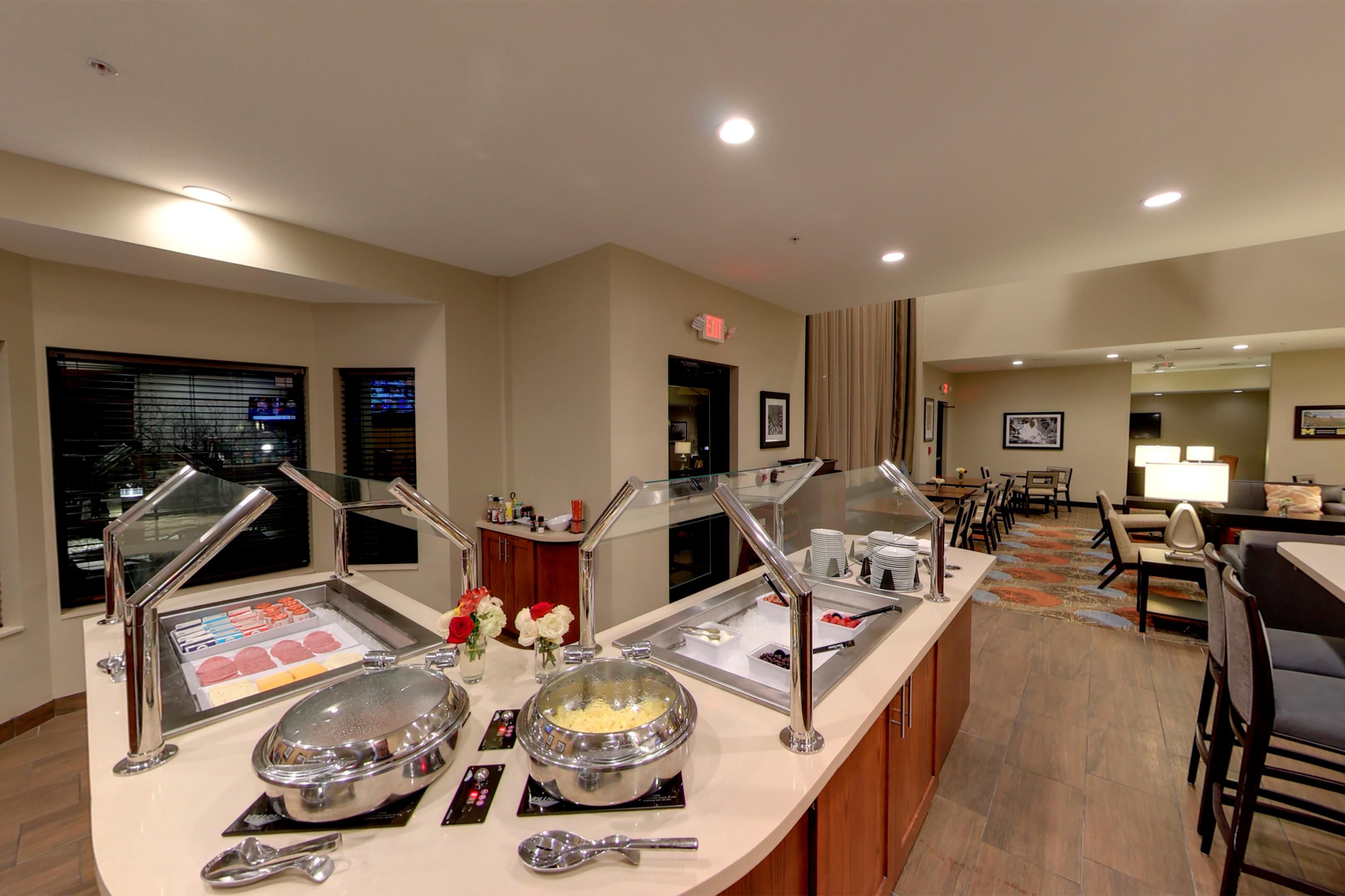 Extended Stay Hotel in Ann Arbor | Staybridge Suites Ann Arbor - Univ ...