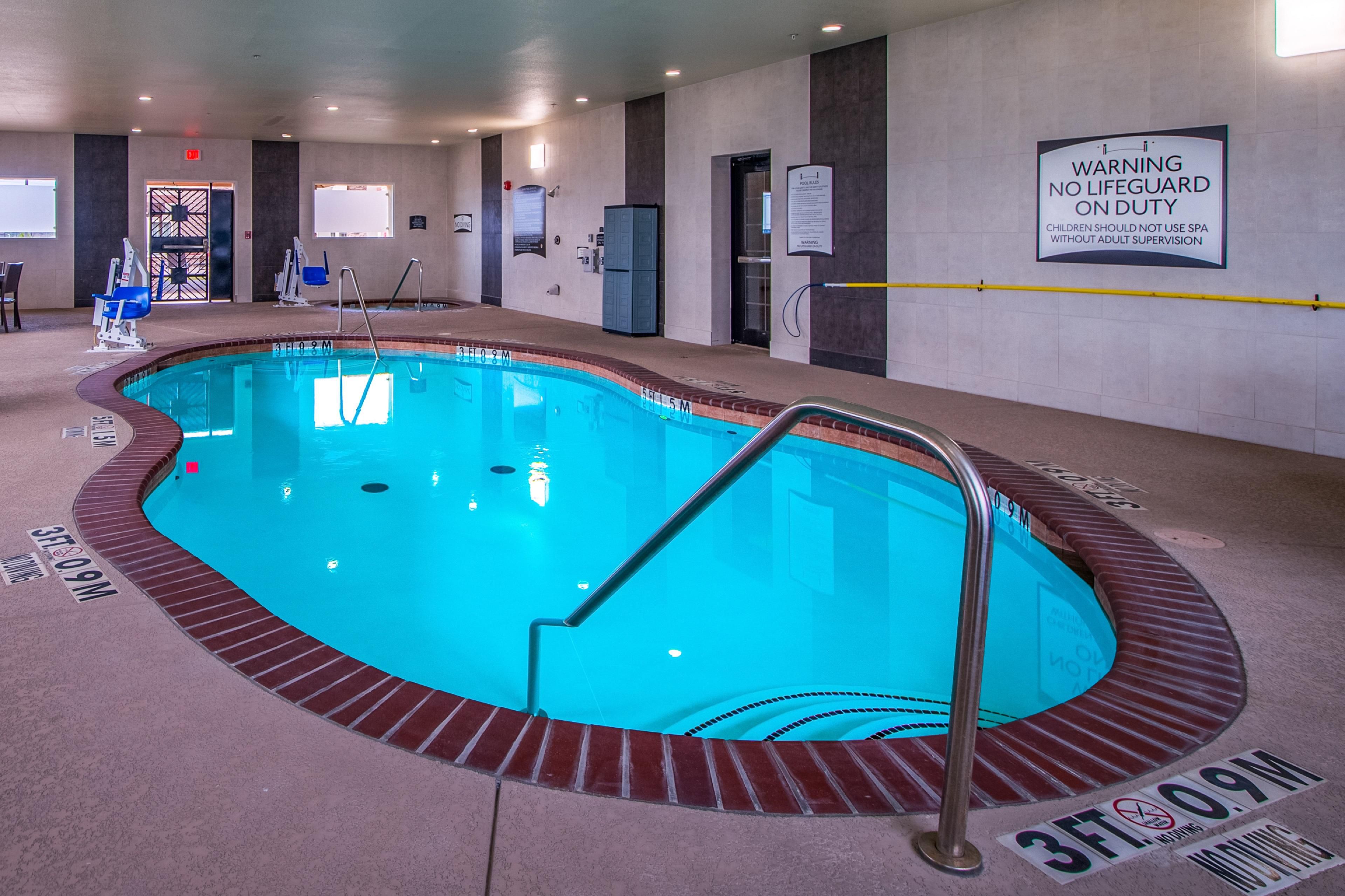 Staybridge Suites Longview Amenities