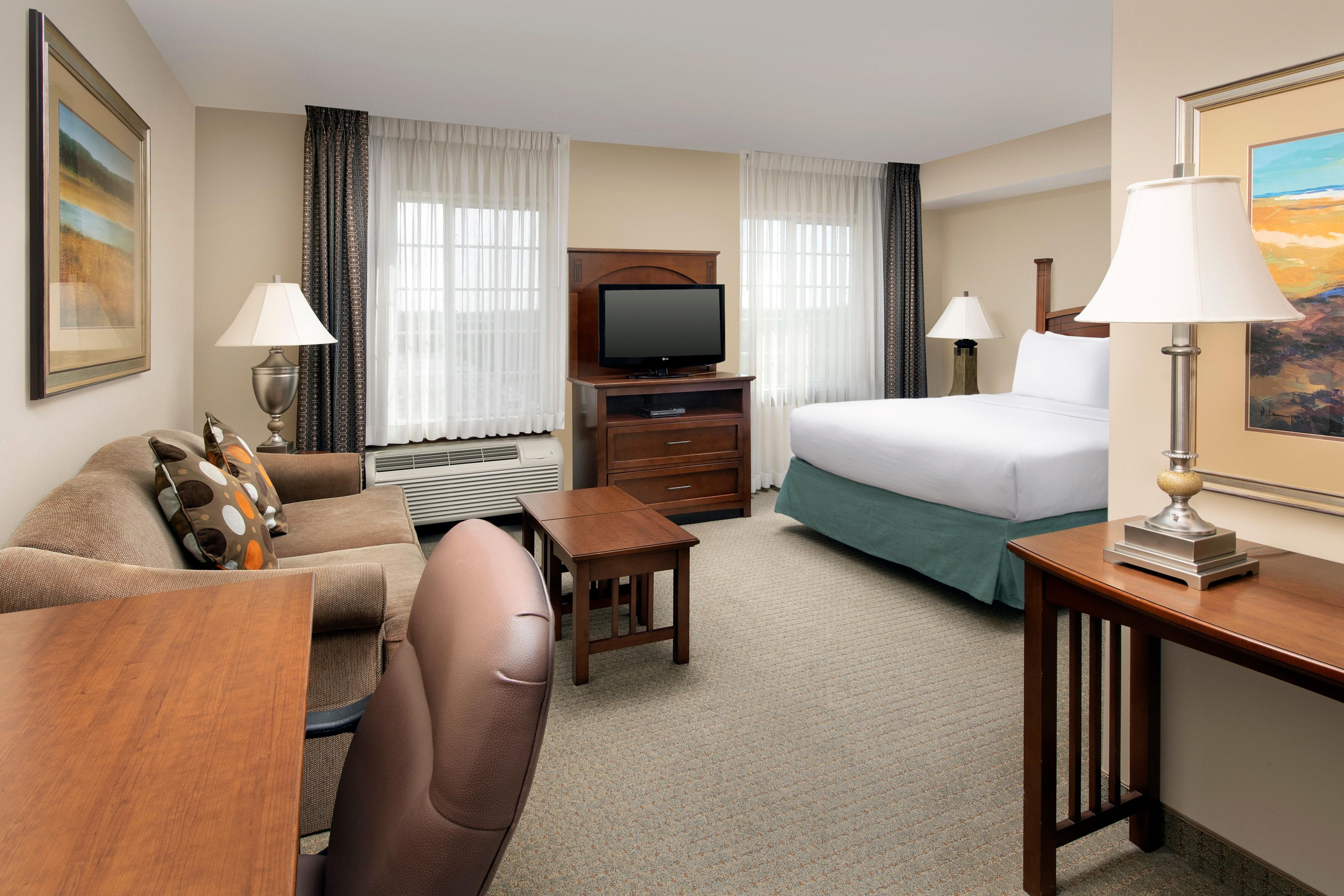 Extended Stay Hotels in North Brunswick, NJ | Staybridge Suites North ...