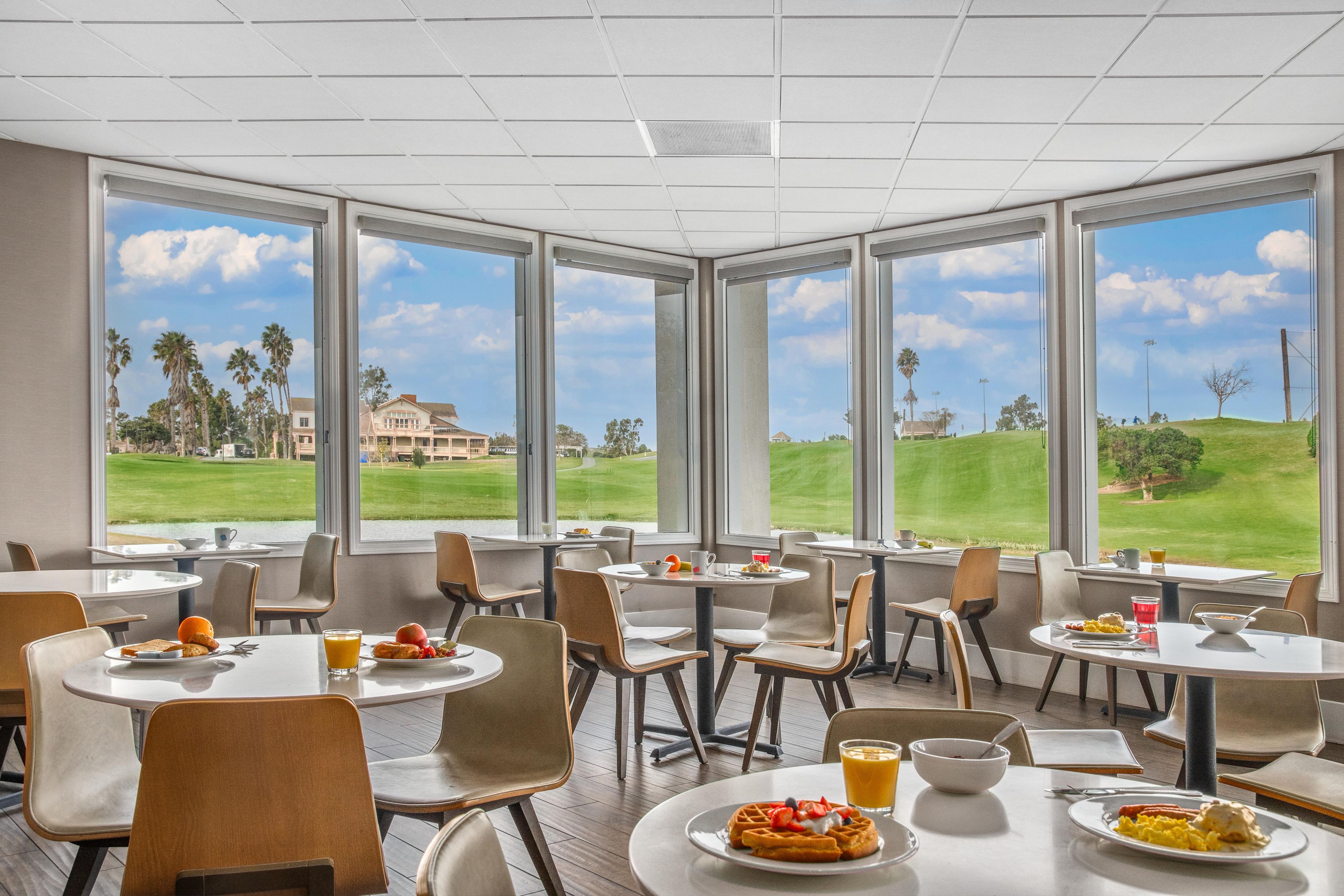 Oxnard Hotels | Staybridge Suites Oxnard – River Ridge