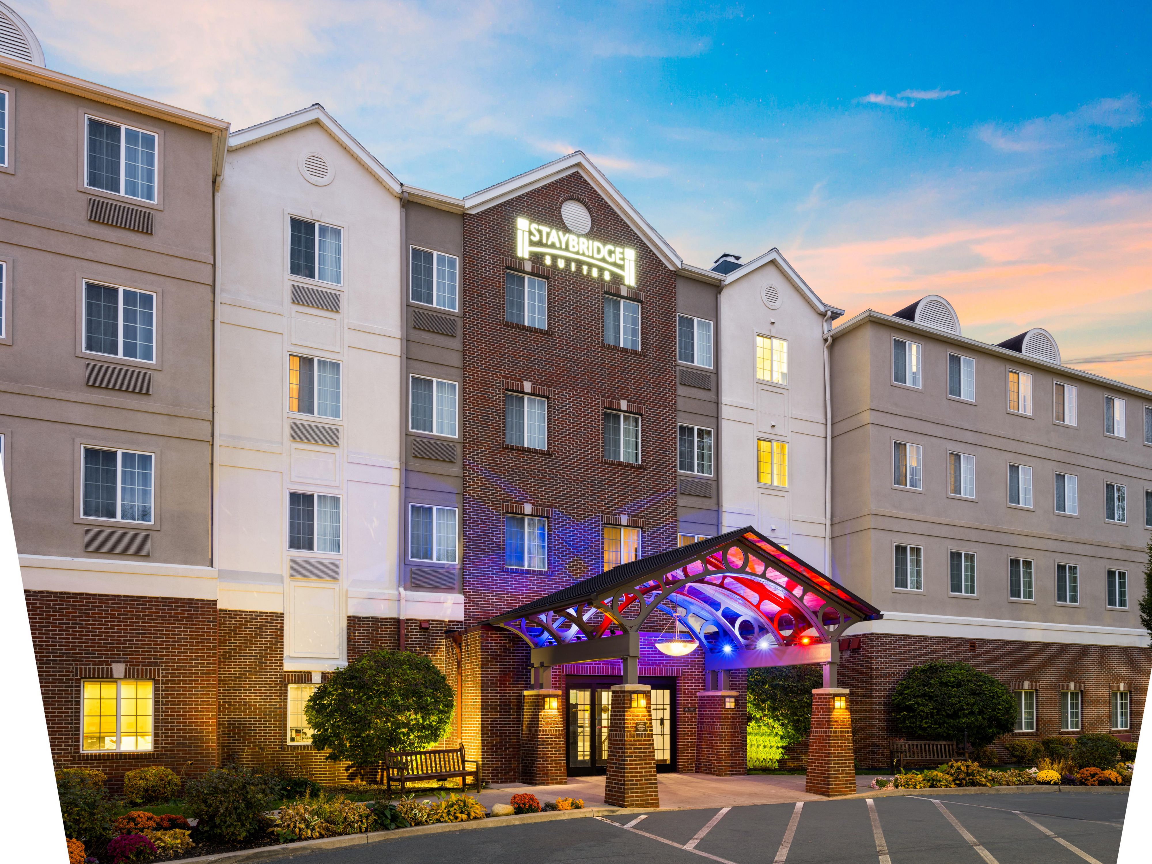 Extended Stay New York Hotel in Rochester, NY | Staybridge Suites ...
