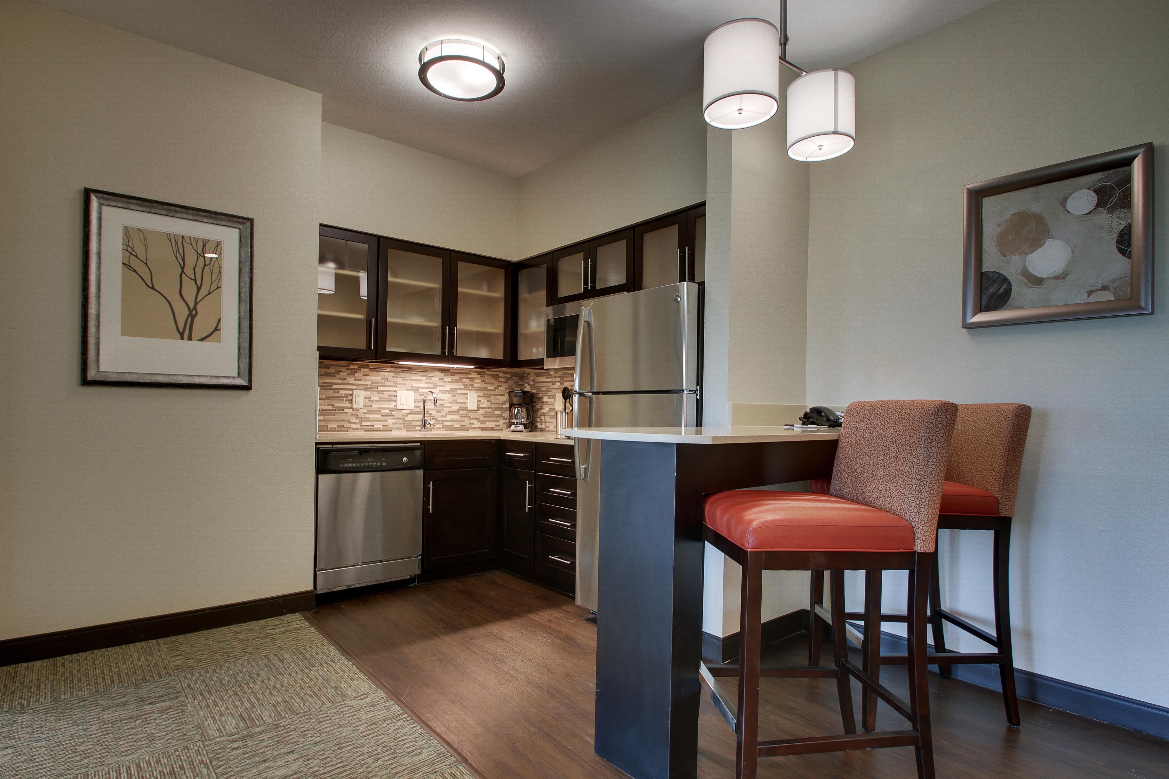 Extended Stay Hotel in The Colony | Staybridge Suites Plano - The Colony