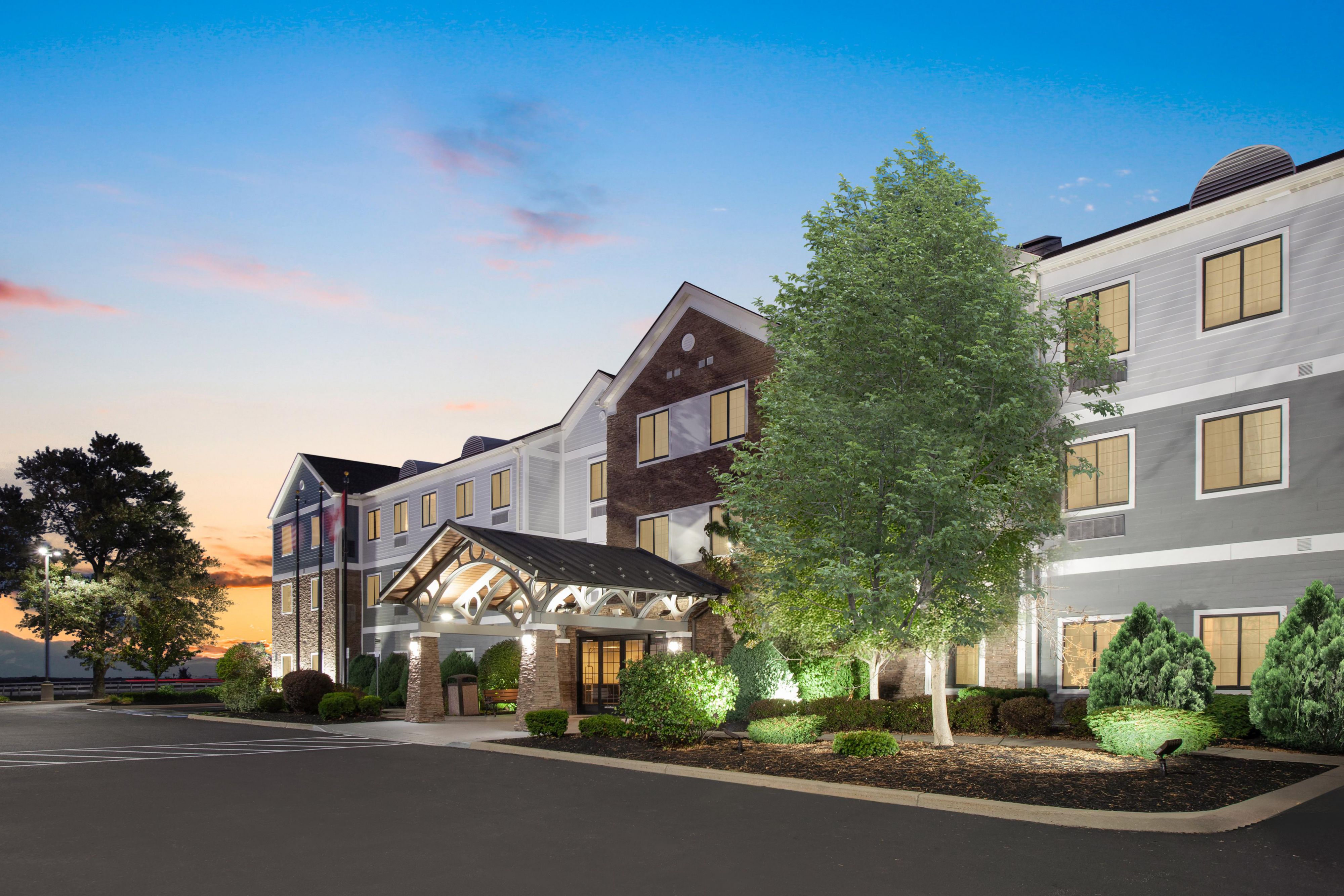 Hotel In Williamsville, NY Near Niagara Falls | Staybridge Suites ...