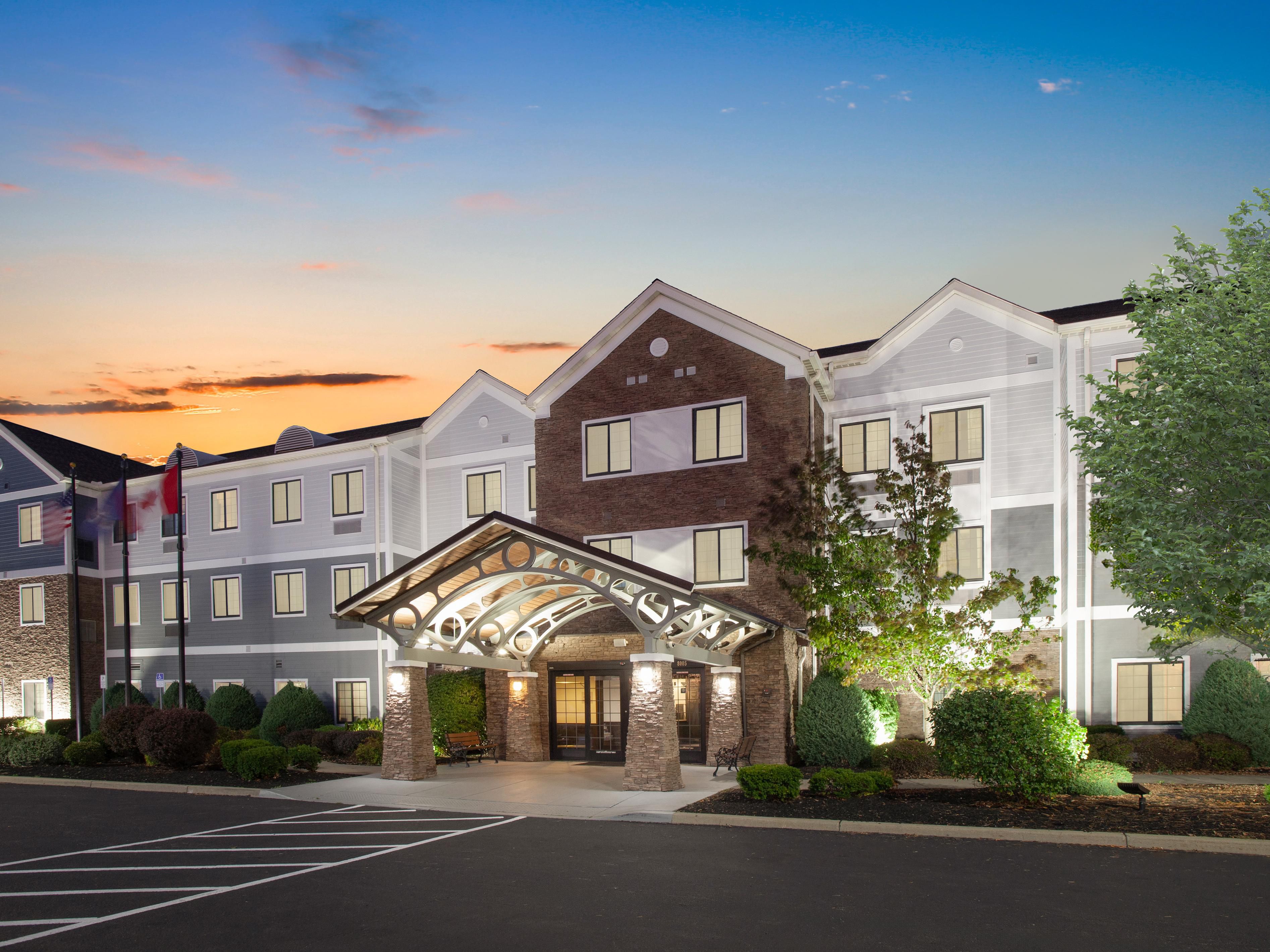 Hotel In Williamsville, NY Near Niagara Falls | Staybridge Suites ...