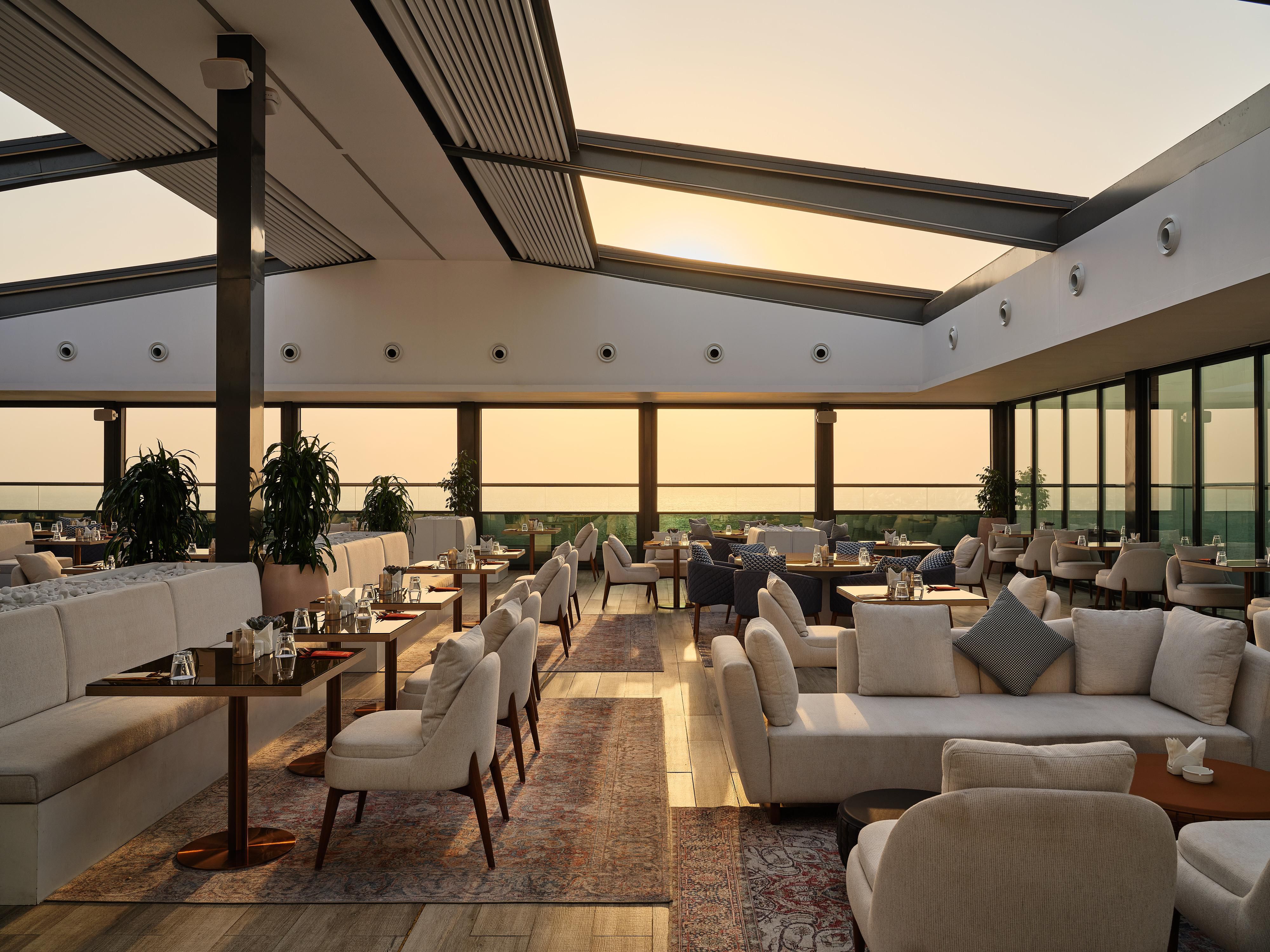 Dining | Vignette Collection Arabella Beach Hotel Kuwait