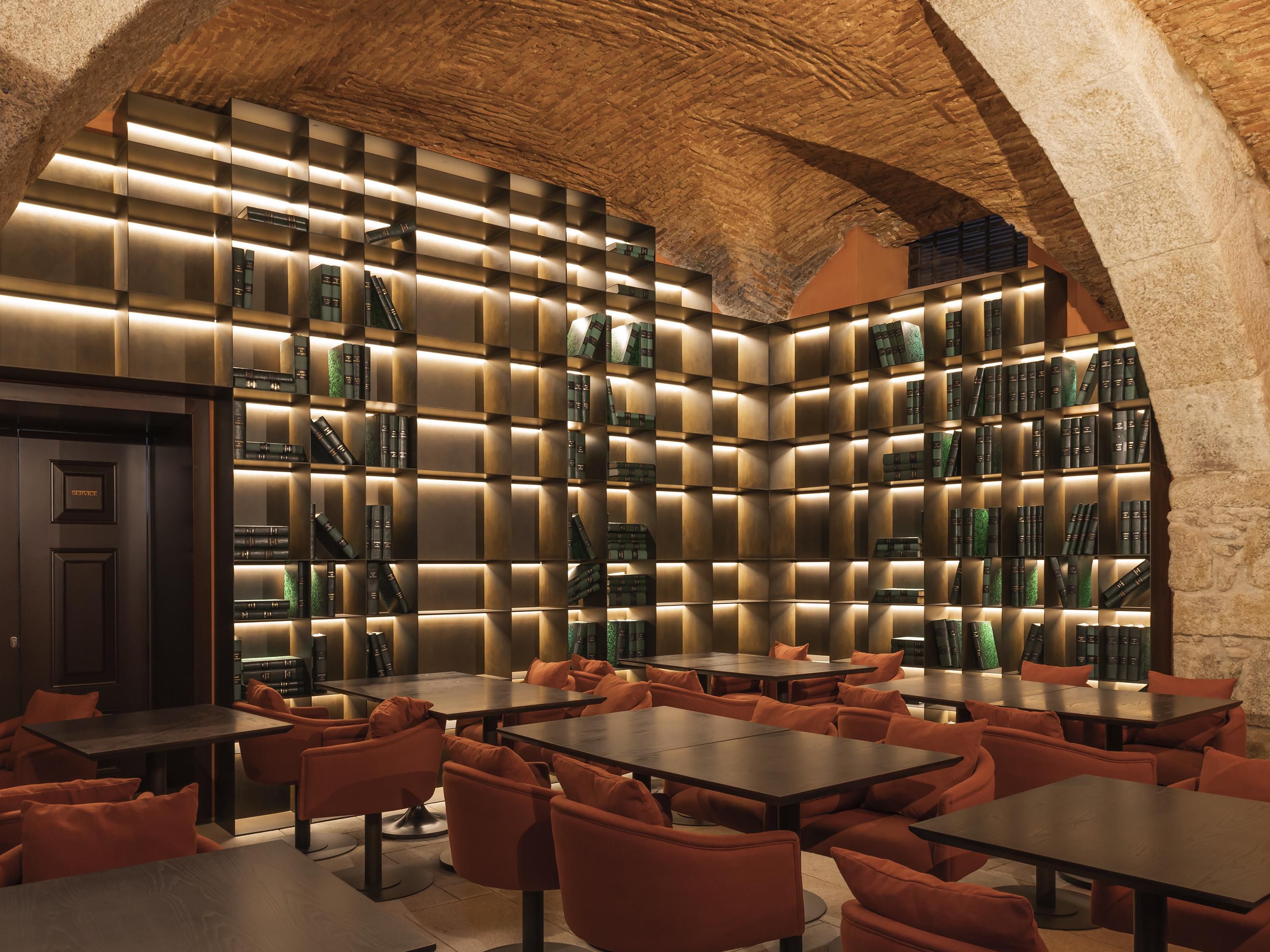 Fine Dining Restaurant