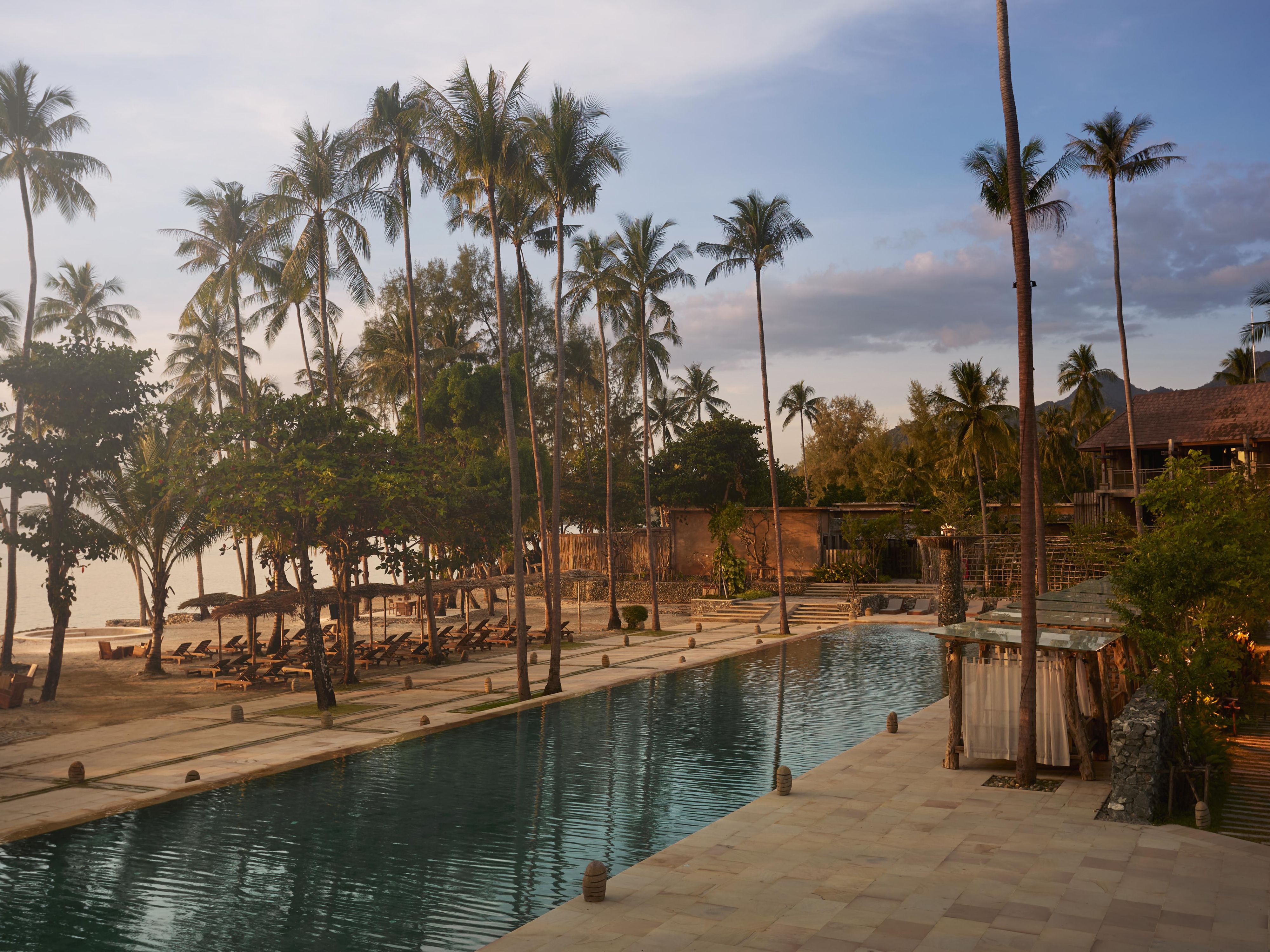 Luxury Hotel in Trat Vignette Collection Dinso Resort & Villas Ko Chang