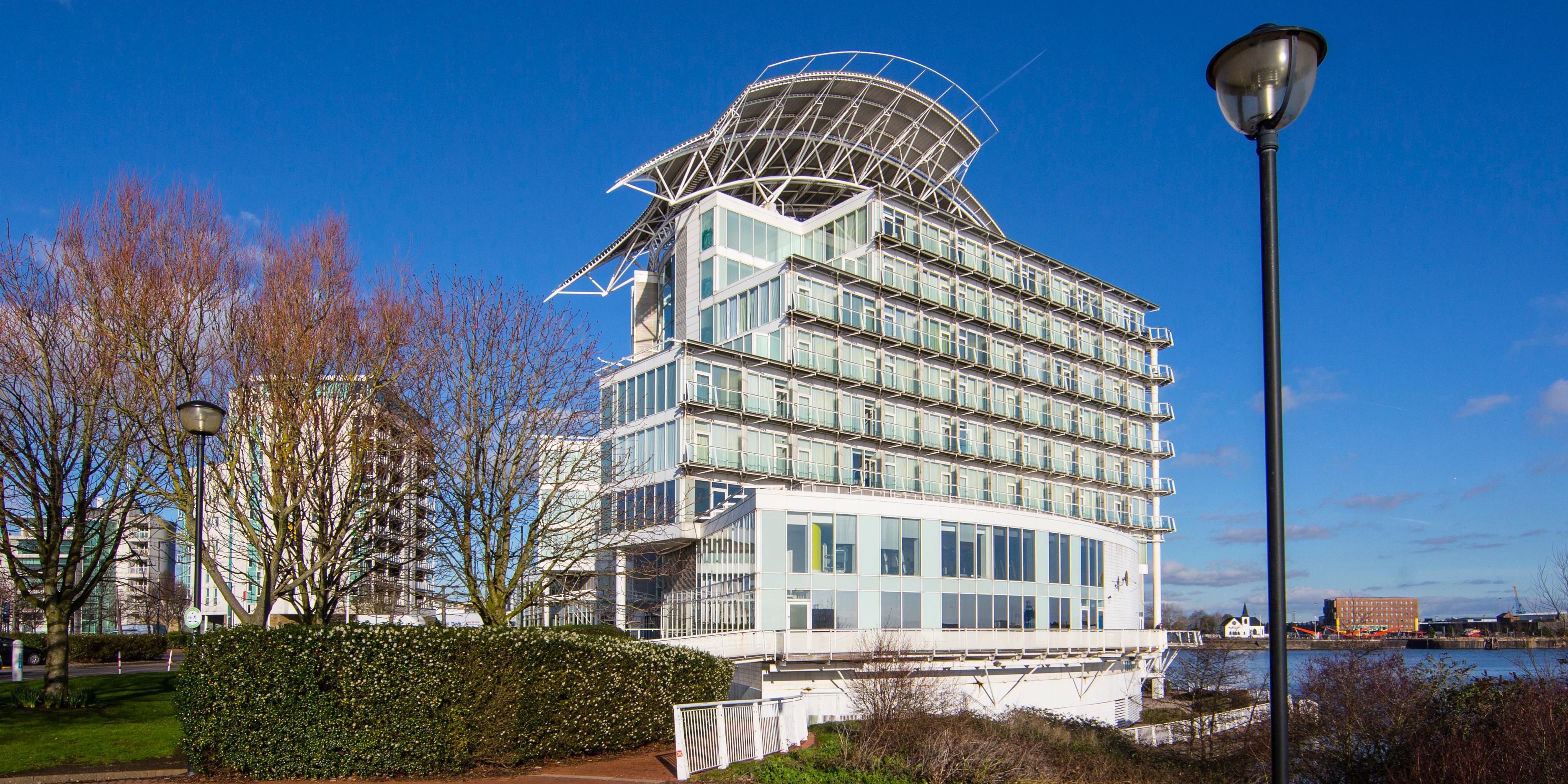 5-Star Waterfront Hotel and Spa | voco St. David's Cardiff (Formerly ...