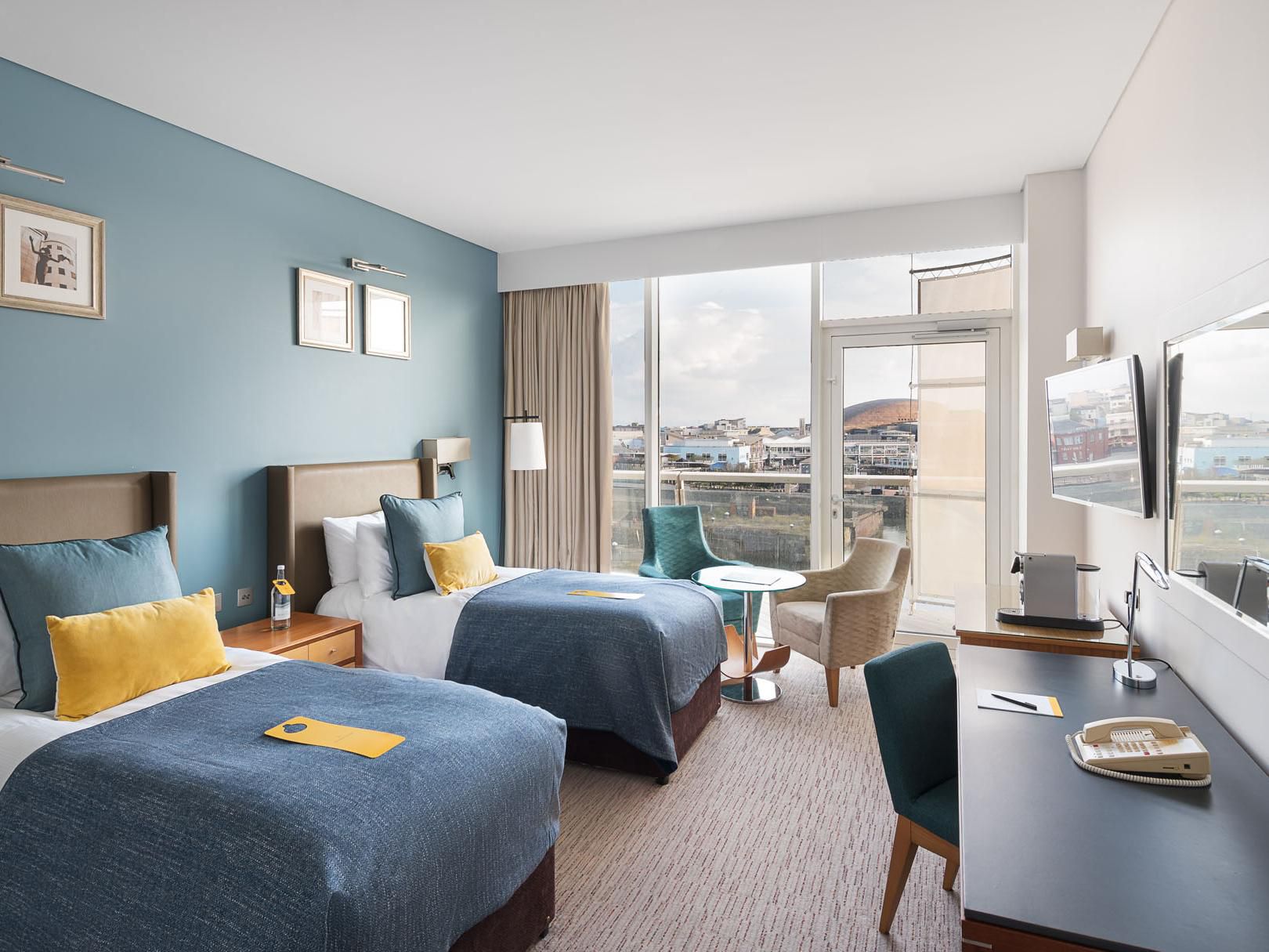 5-Star Waterfront Hotel and Spa - voco St. David's Cardiff