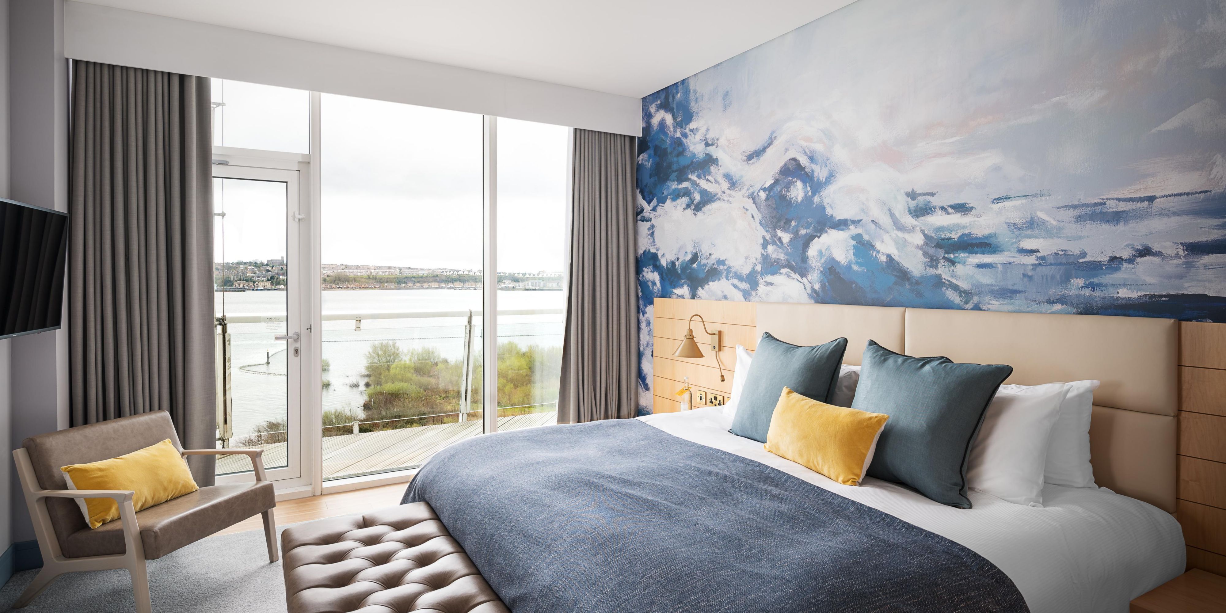 5-Star Waterfront Hotel and Spa - voco St. David's Cardiff