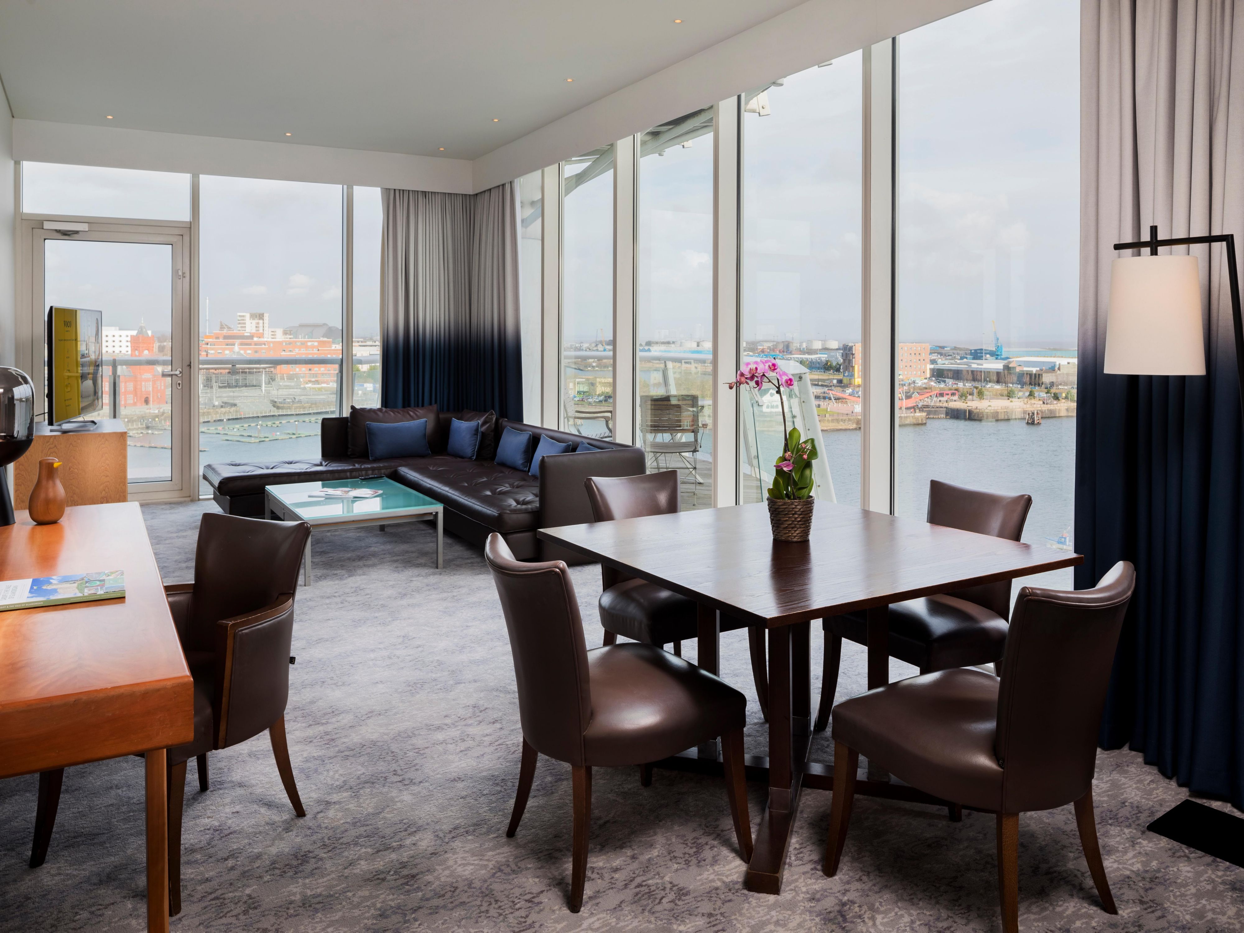 5-Star Waterfront Hotel and Spa - voco St. David's Cardiff