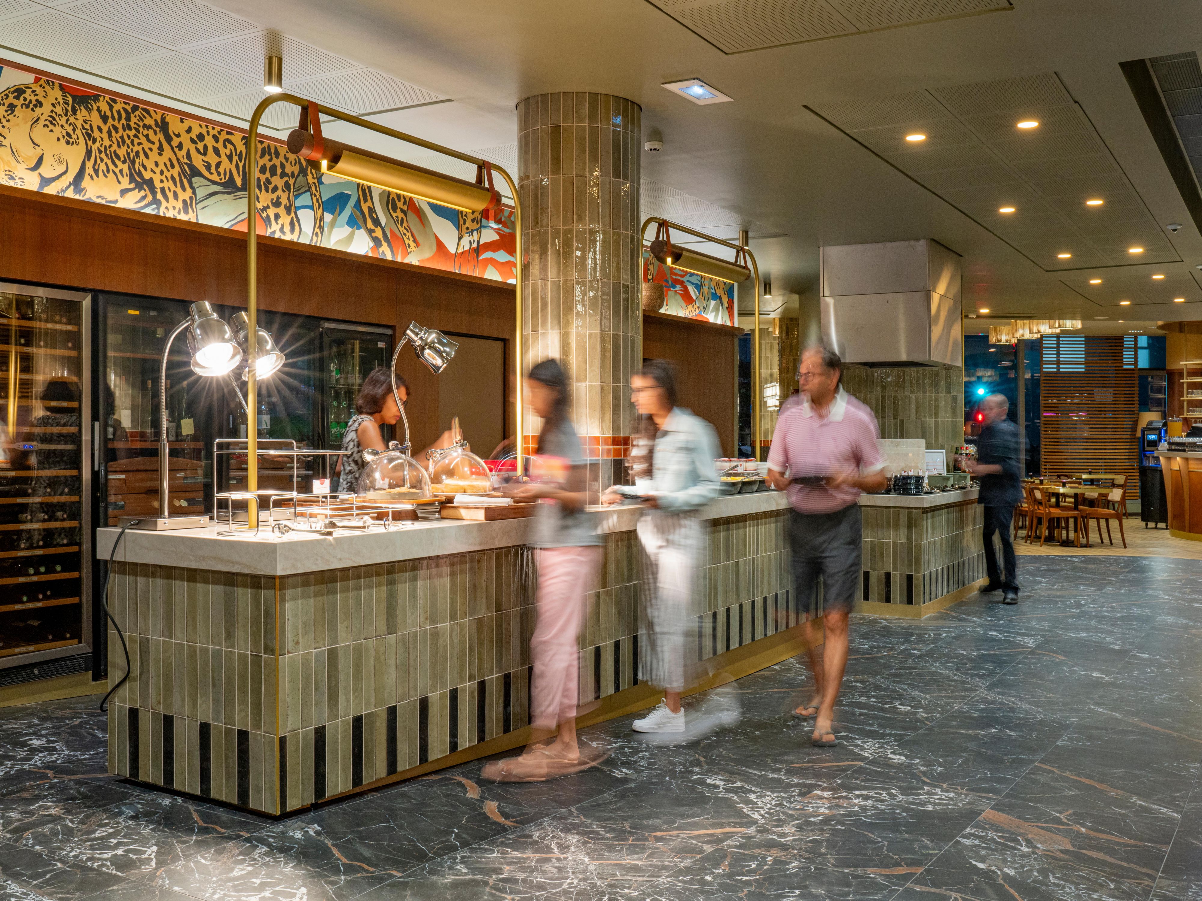 voco Paris - Porte de Clichy your gateway to Paris