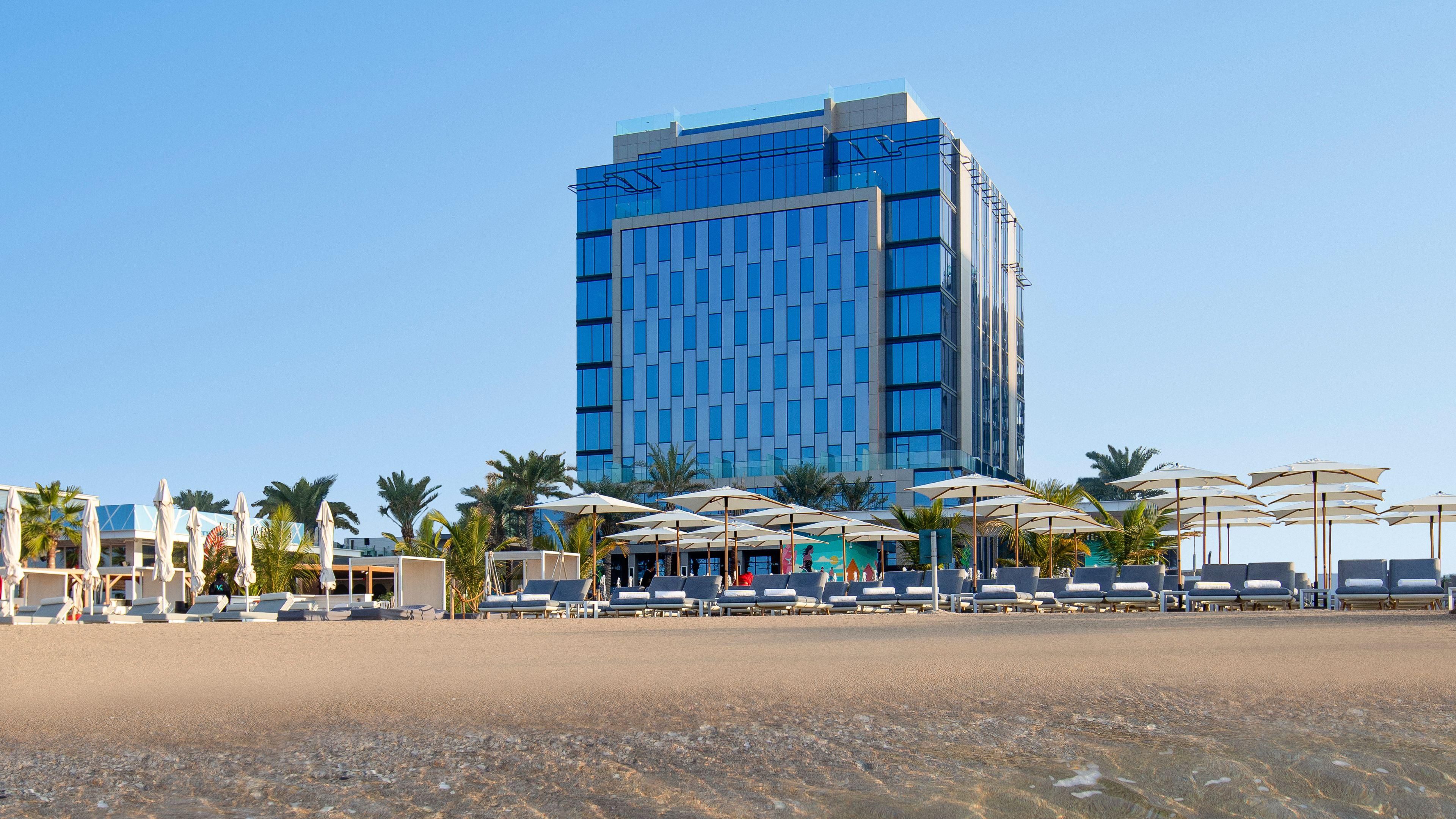 voco® Dubai The Palm | Lifestyle Hotel on the Palm West Beach