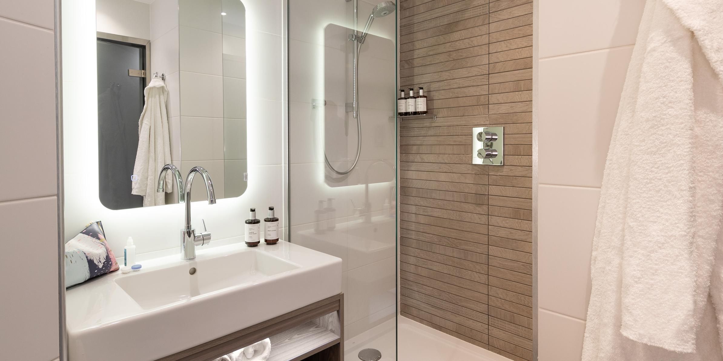 voco Edinburgh - Haymarket Gallery