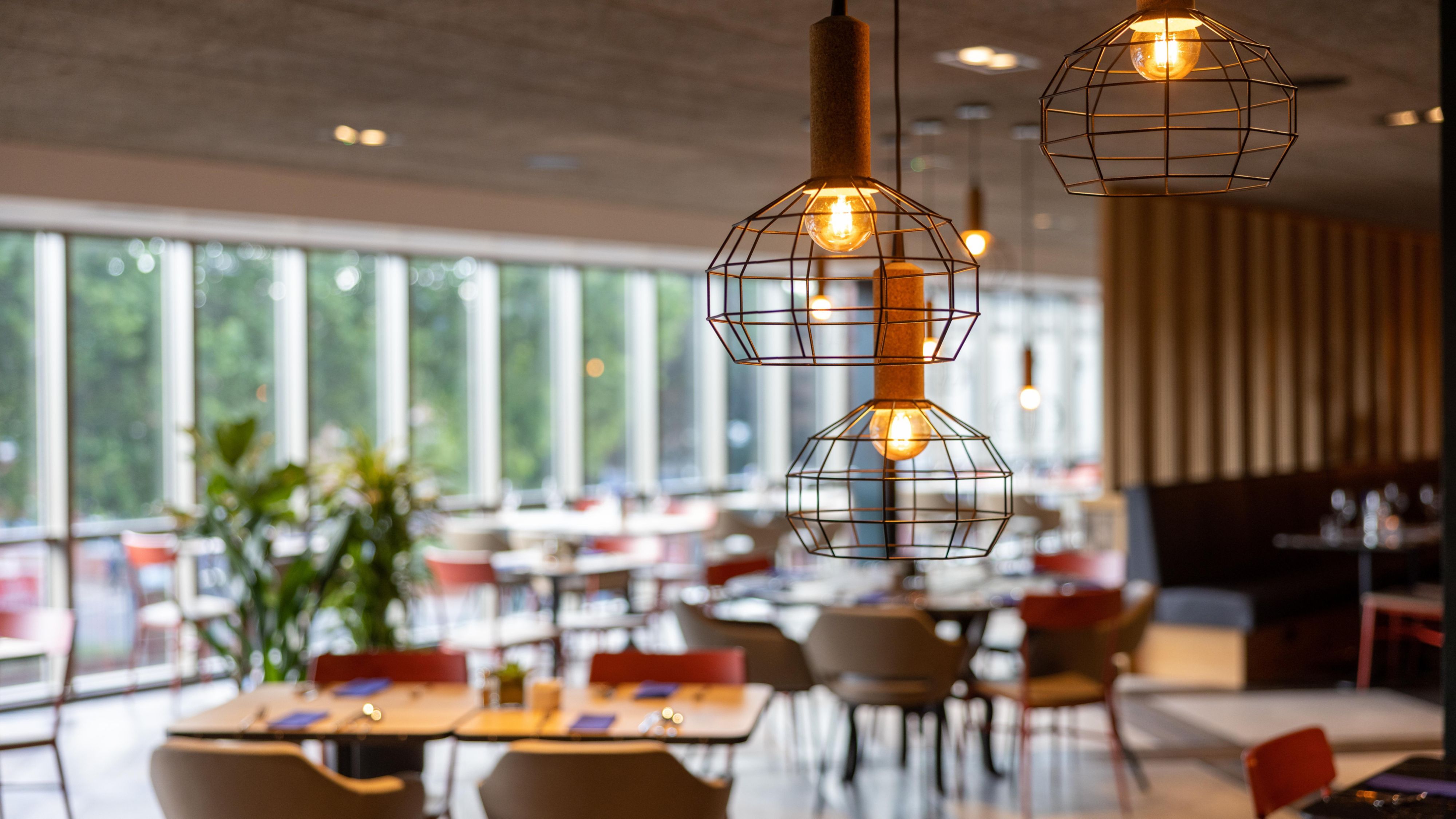 120-cover Lair resturant and bar serving breakfast, lunch and dinner.