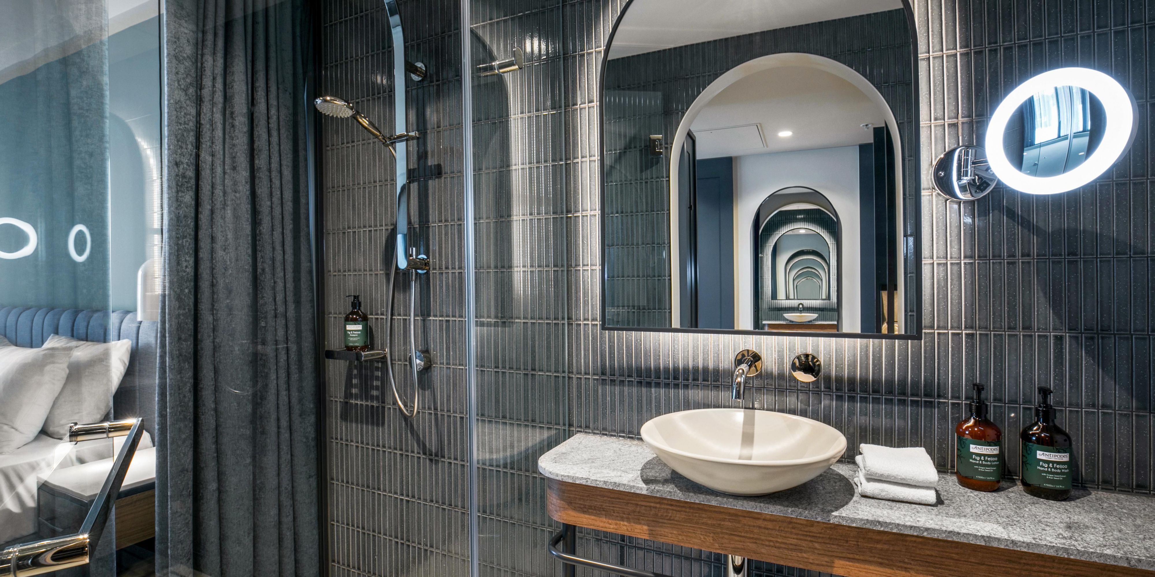 voco Melbourne Central Gallery