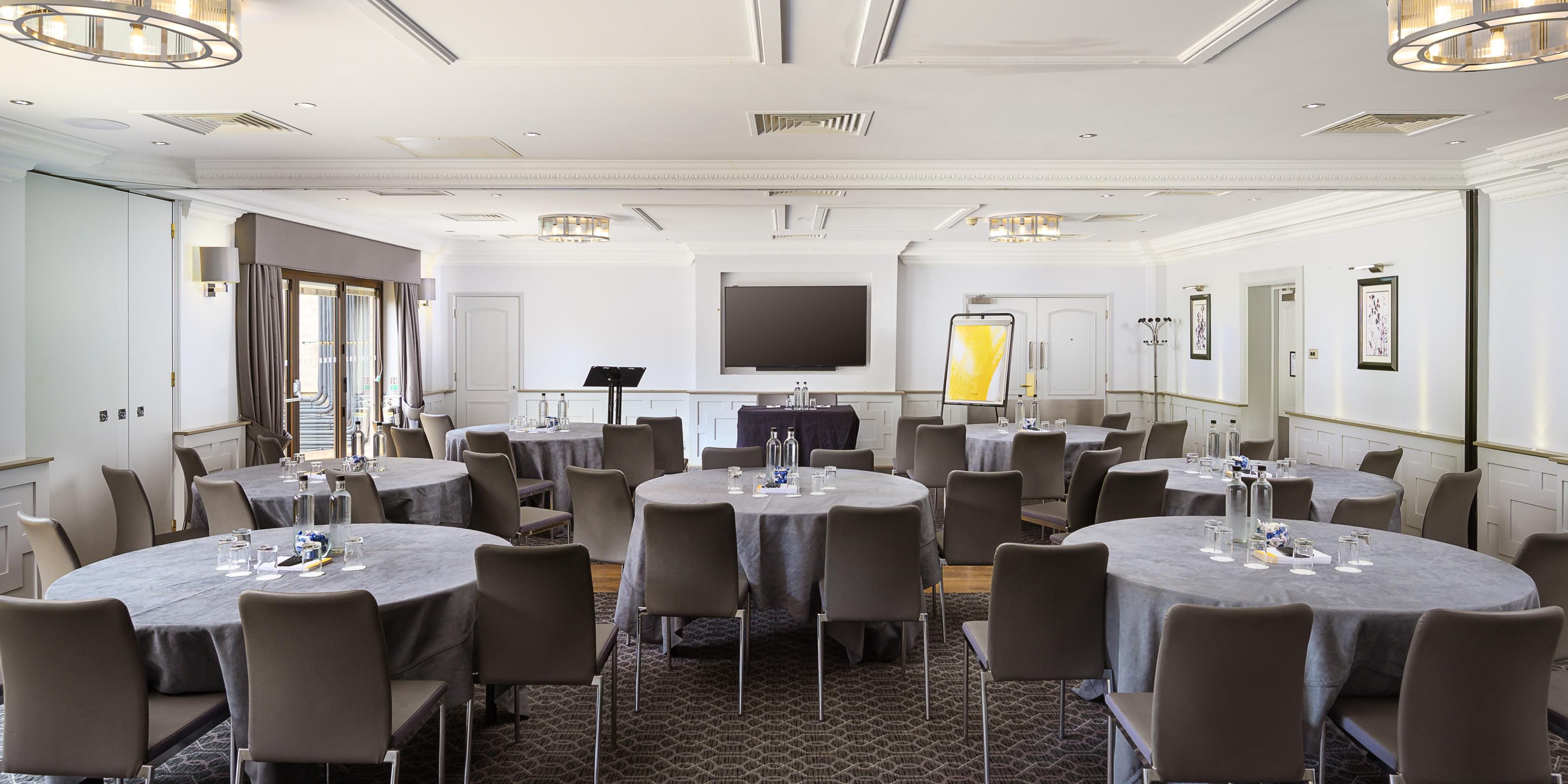 Luxury Accommodations in Oxford | voco Oxford Spires Hotel