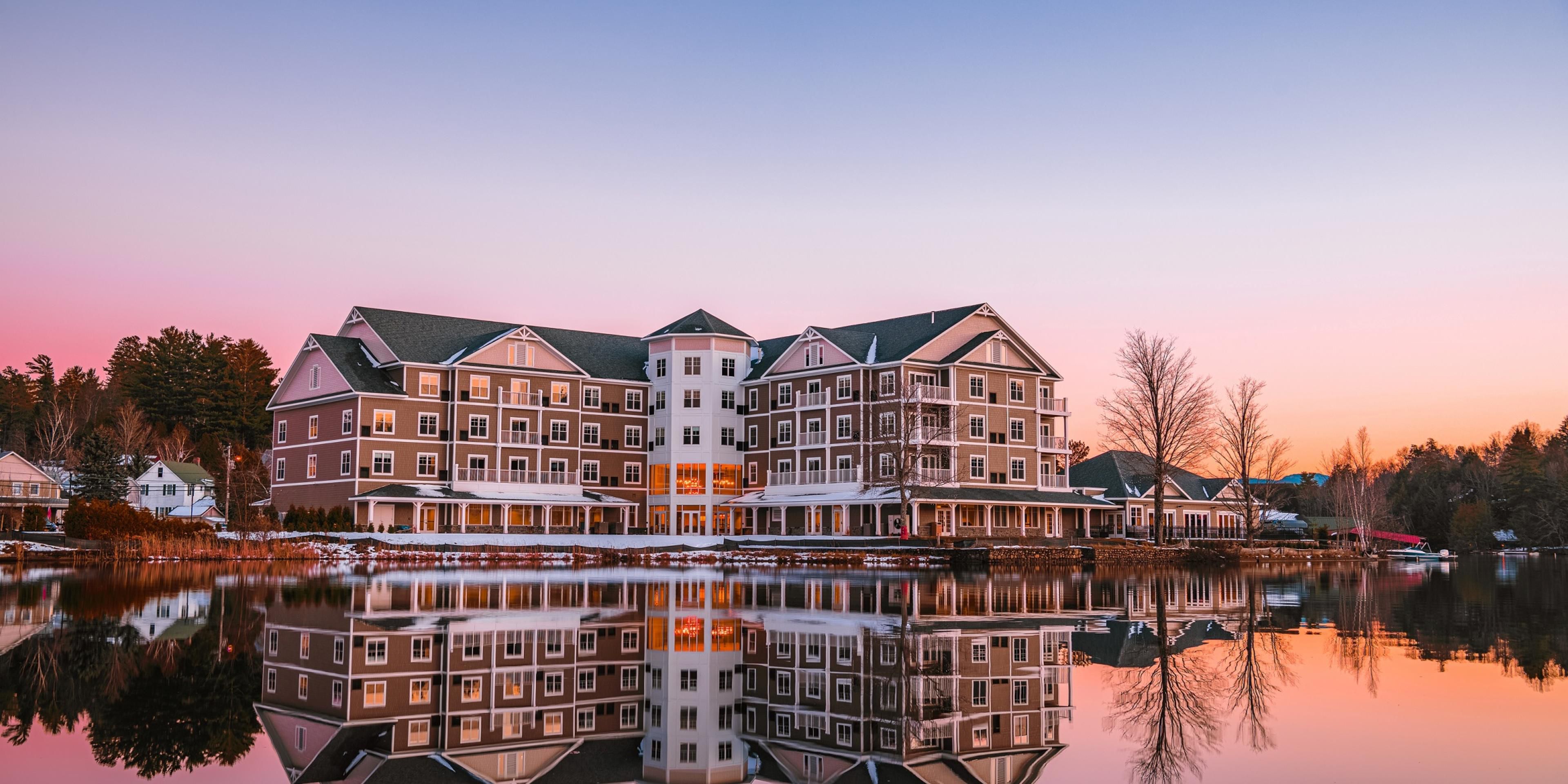 Pet Friendly Hotels Saranac Lake, NY | voco Saranac Lake NY - Waterfront