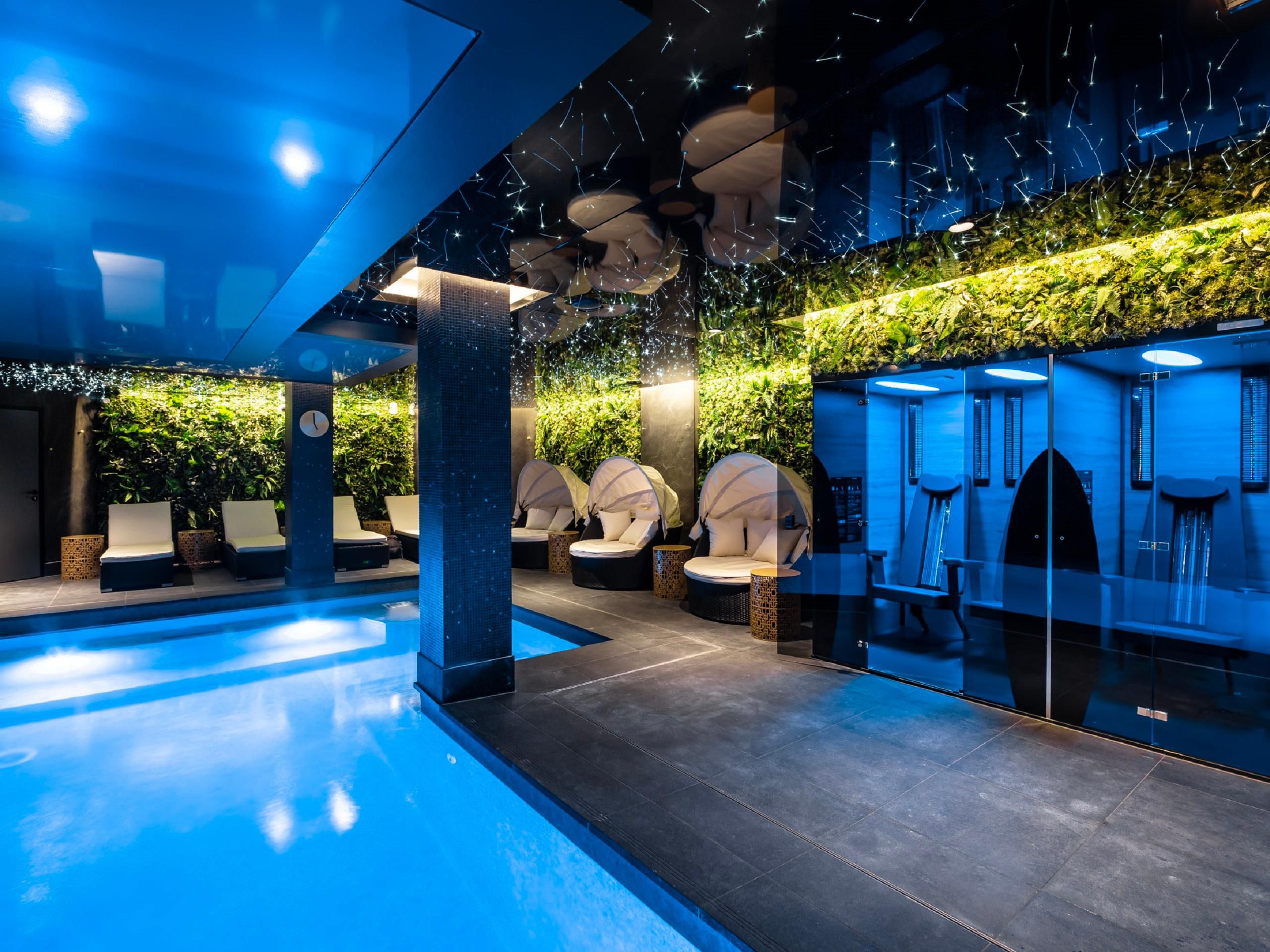Hôtel de Luxe à Strasbourg | voco Strasbourg Centre - The Garden Hôtel ...