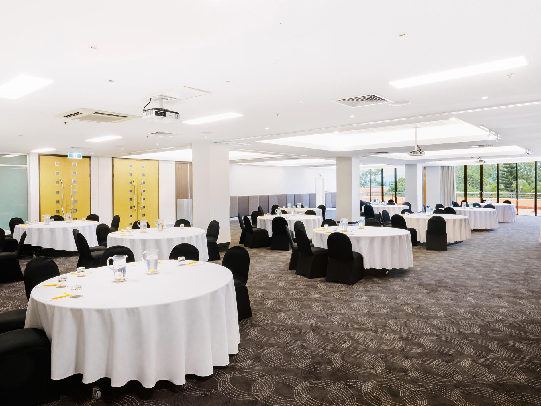 Hotel Surfers Paradise: voco™ Gold Coast Hotel